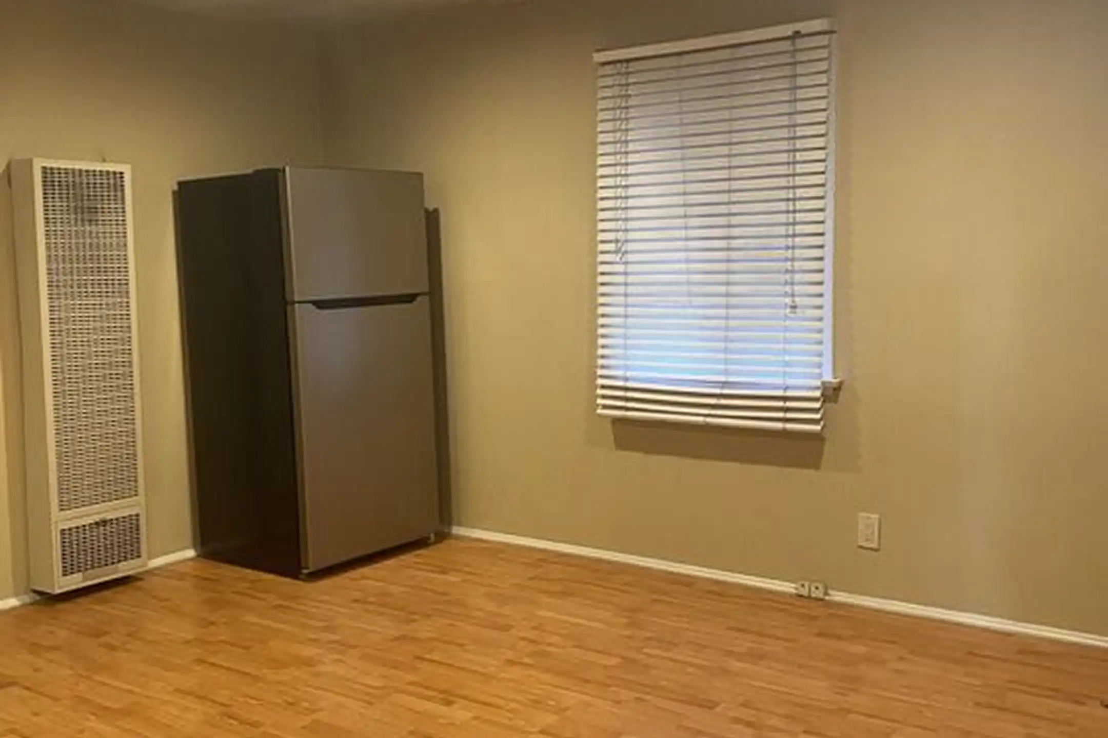11317 Iowa Ave unit 11317 - Los Angeles, CA 90025 | ApartmentGuide.com