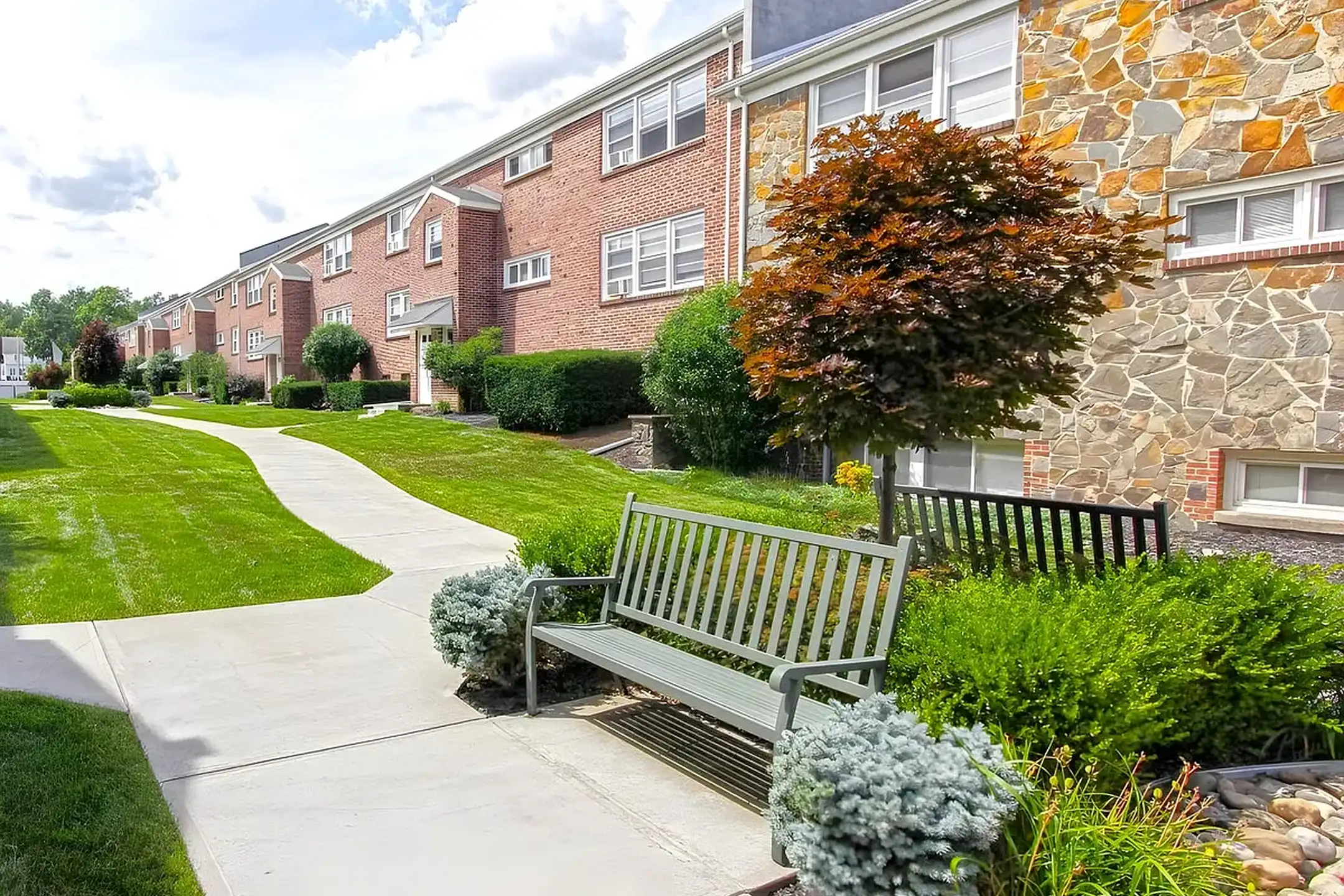 Menands Gardens - Menands, NY 12204 | ApartmentGuide.com