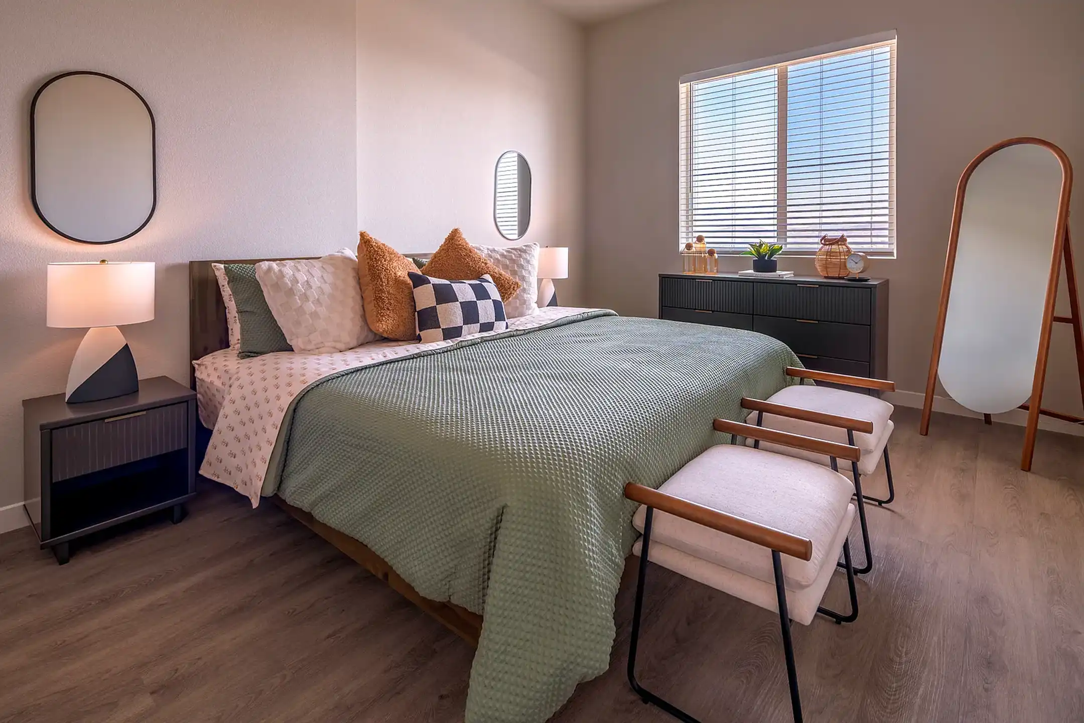 The Overlook at Keystone Canyon - Reno, NV 89503 | ApartmentGuide.com
