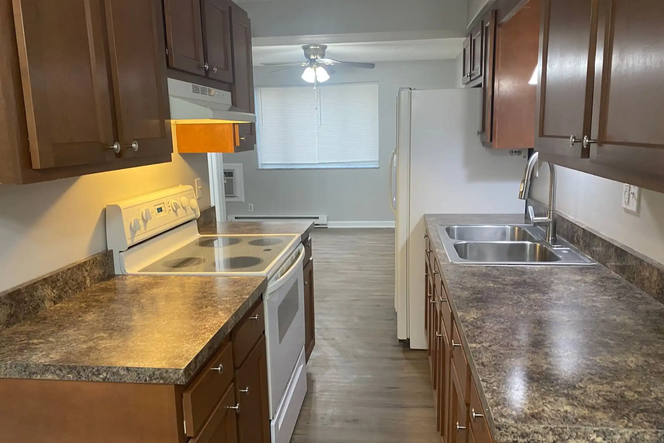 204 Easter Rd unit Apt 3 - Nitro, WV 25143 | ApartmentGuide.com