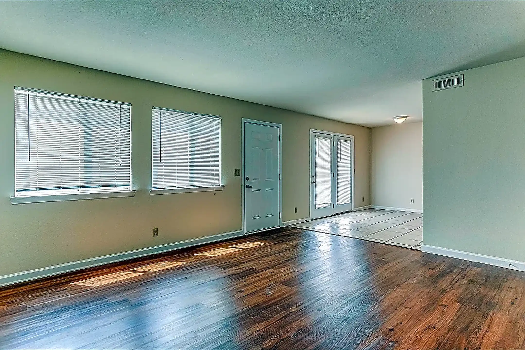 Taylor Way Apartments - Fayetteville, TN 37334 | ApartmentGuide.com