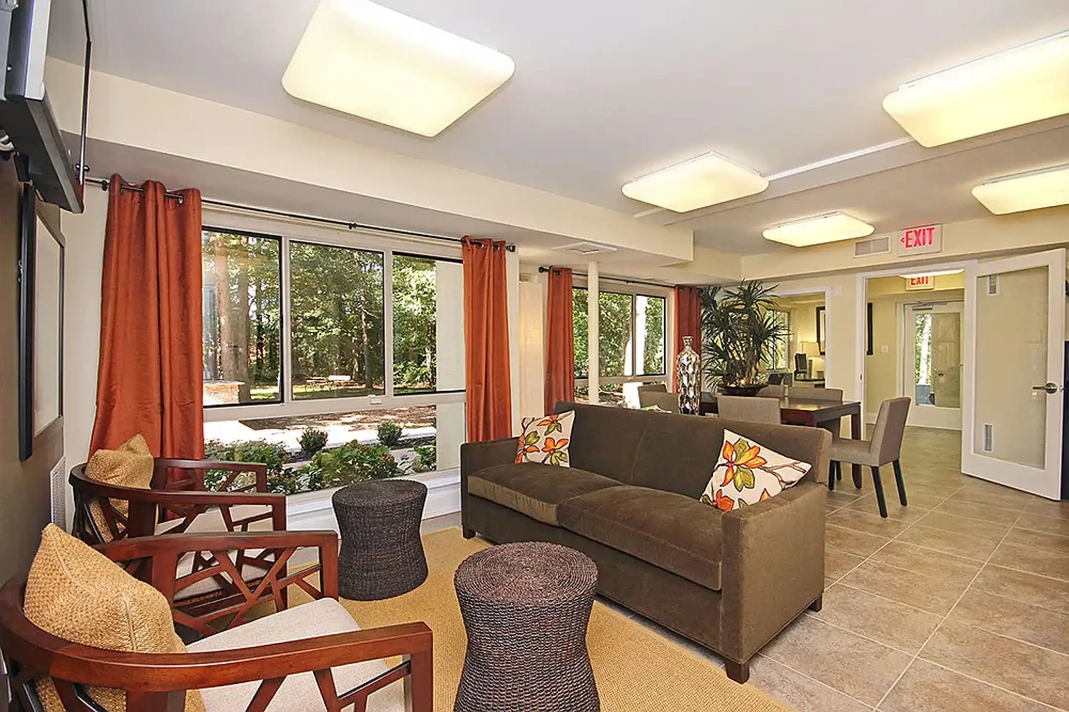 Reston Glade - Reston, VA 20191 | ApartmentGuide.com