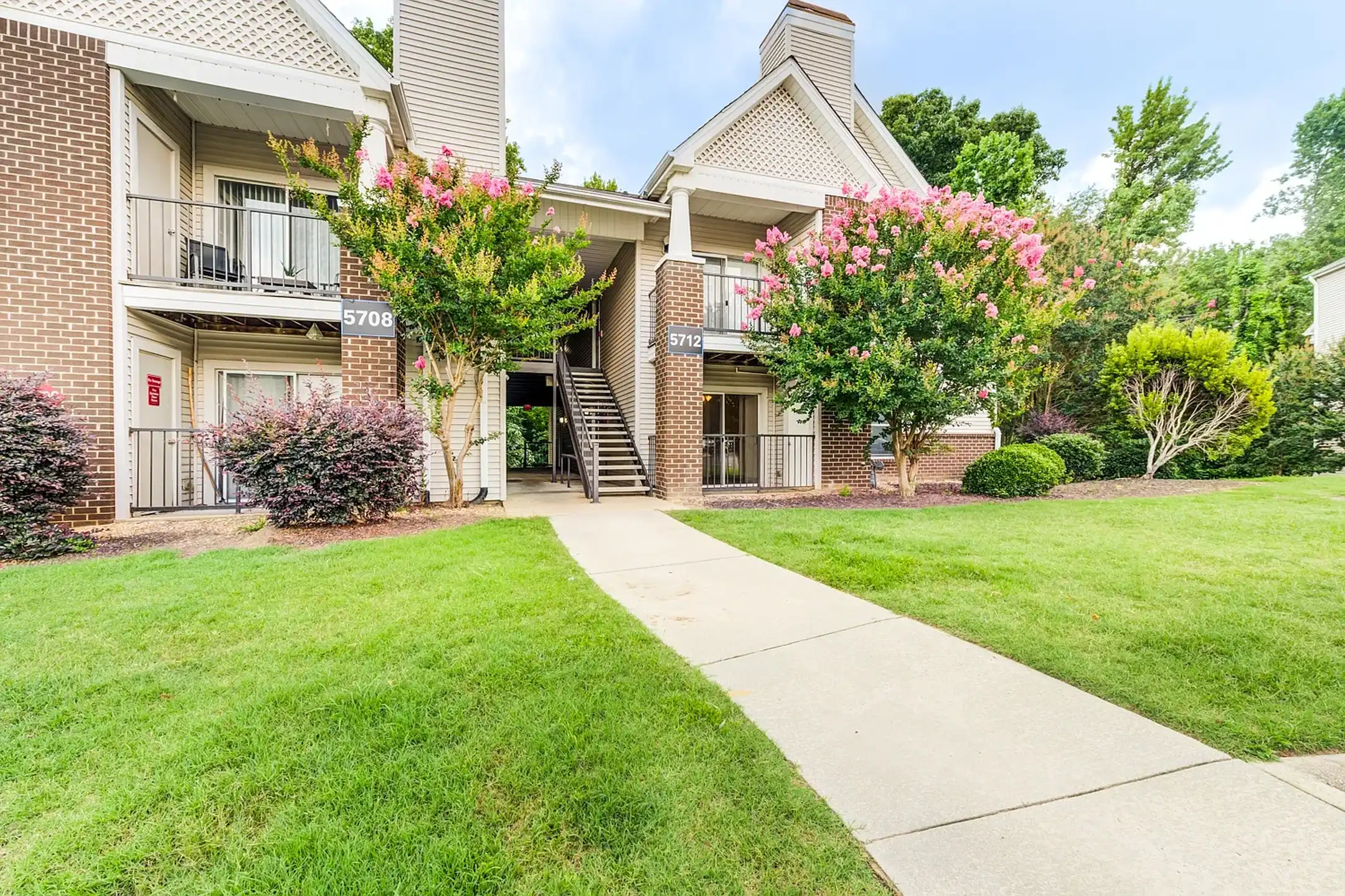 Chason Ridge Apartment Homes - Fayetteville, NC 28314 | ApartmentGuide.com