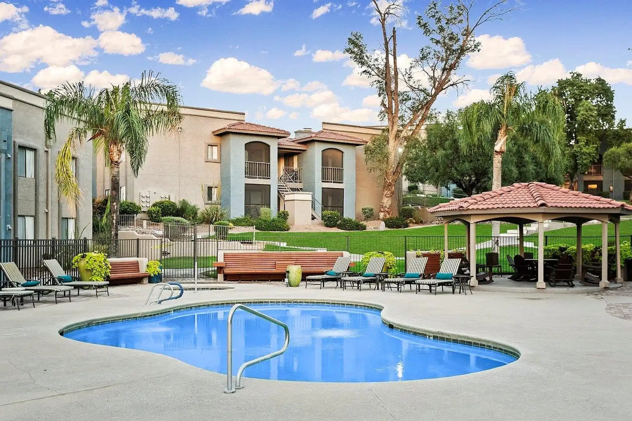 Domain 3201 - Tucson, AZ 85741 | ApartmentGuide.com