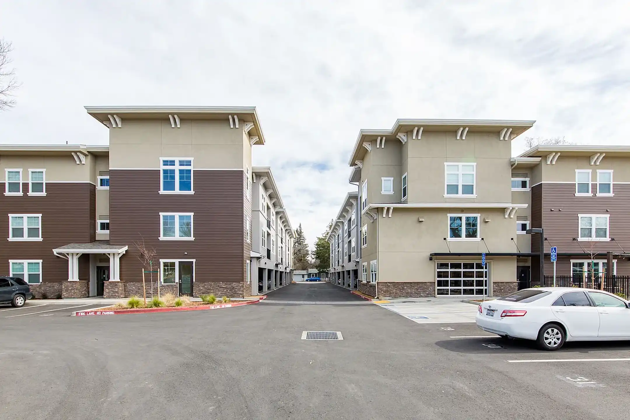 Cedar Flats - Chico, CA 95926 | ApartmentGuide.com