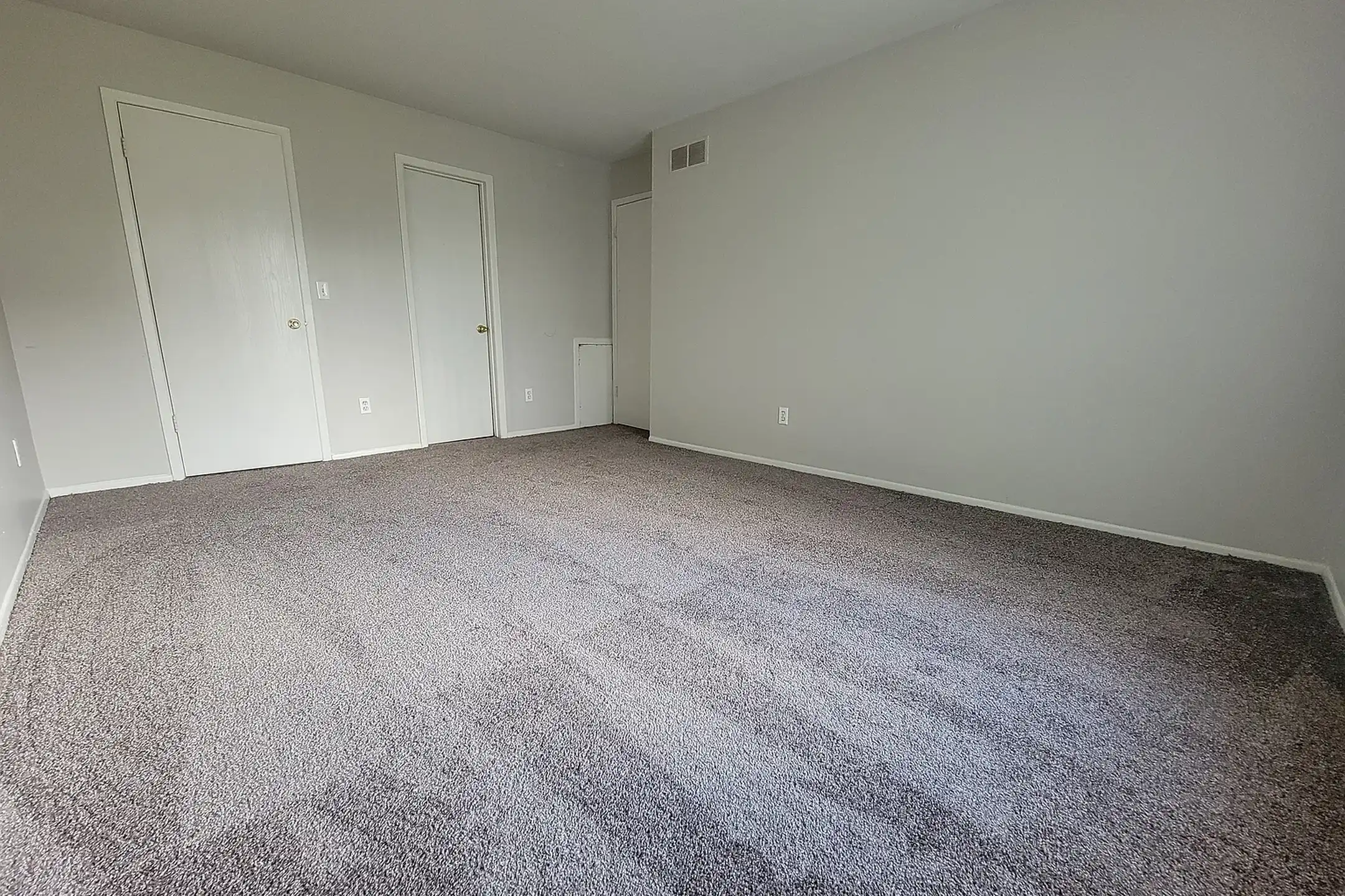 Garfield Commons - Clinton Township, MI 48038 | ApartmentGuide.com