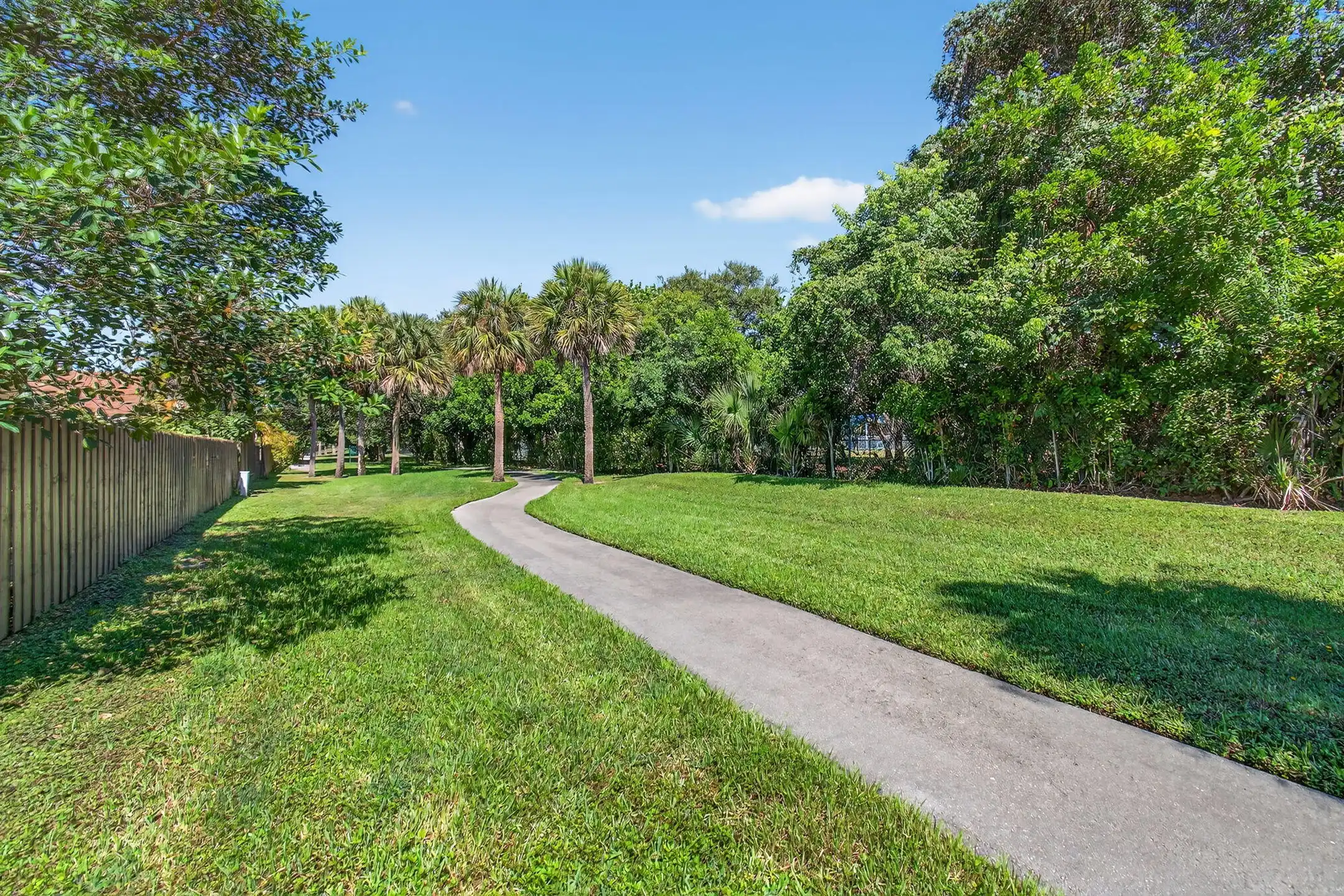 7745 Stanway Pl unit 7745 - Boca Raton, FL 33433 | ApartmentGuide.com