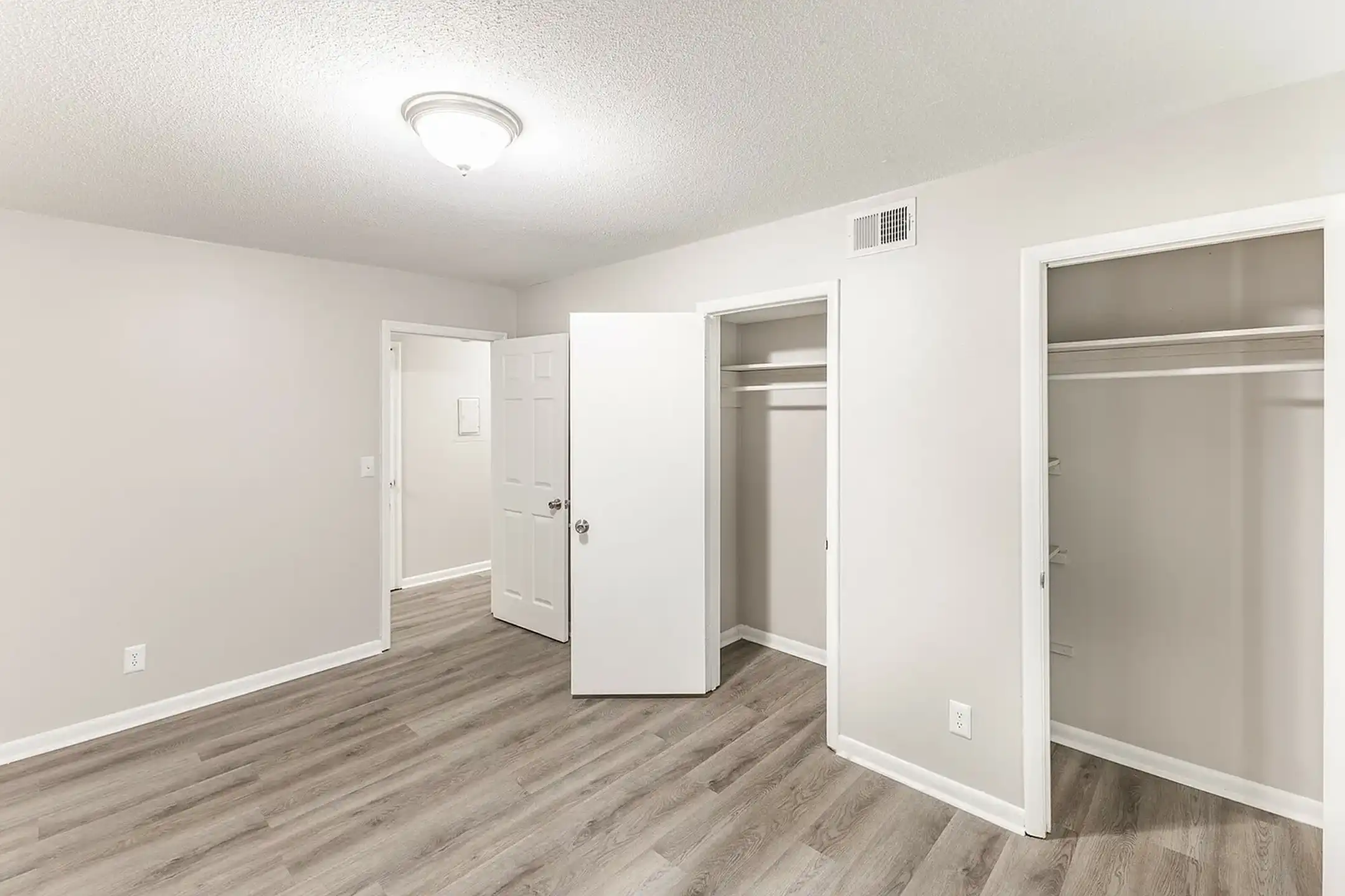 Sandlin Villas Apartments - Decatur, AL 35601 | ApartmentGuide.com