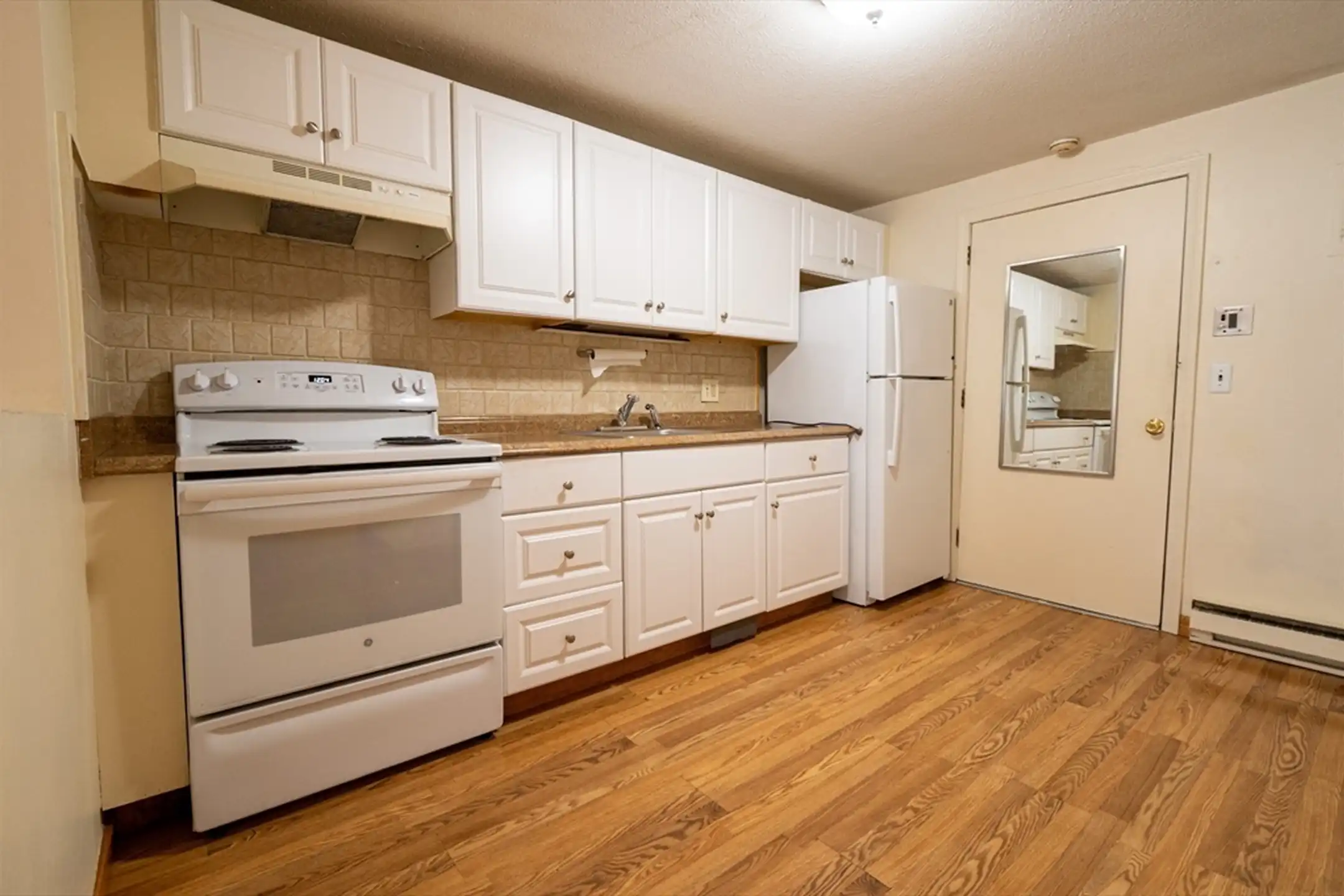 234 Low St unit 3 - Newburyport, MA 01950 | ApartmentGuide.com