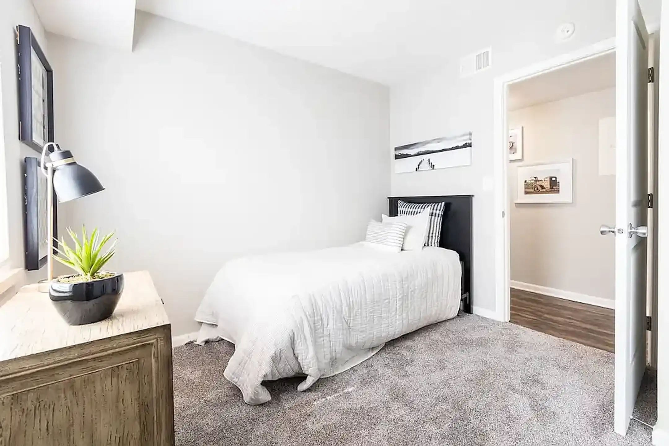 Community Place Apartments - Indianapolis, IN 46227 | ApartmentGuide.com
