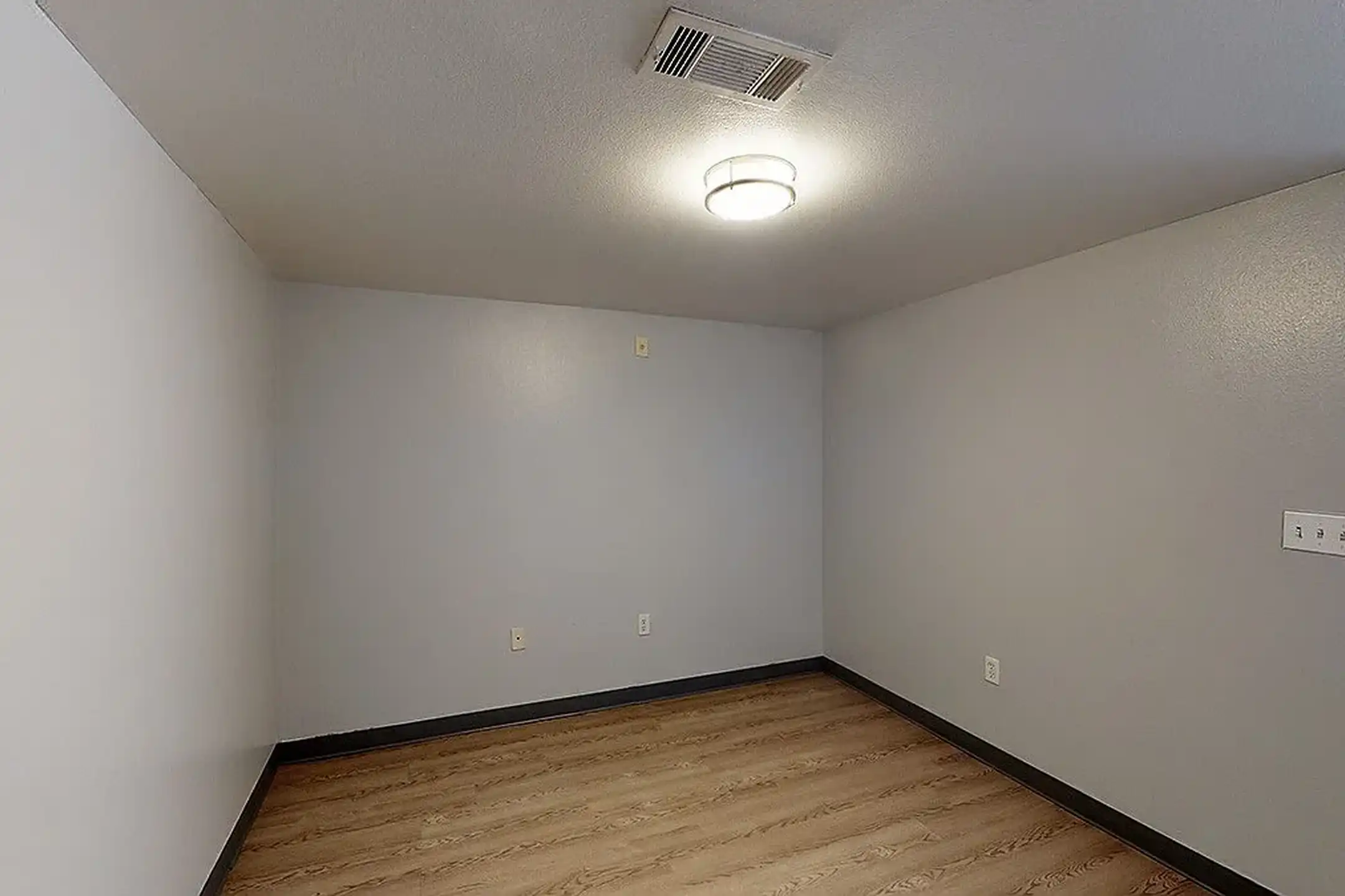 La Villa de Barela - Denver, CO 80204 | ApartmentGuide.com