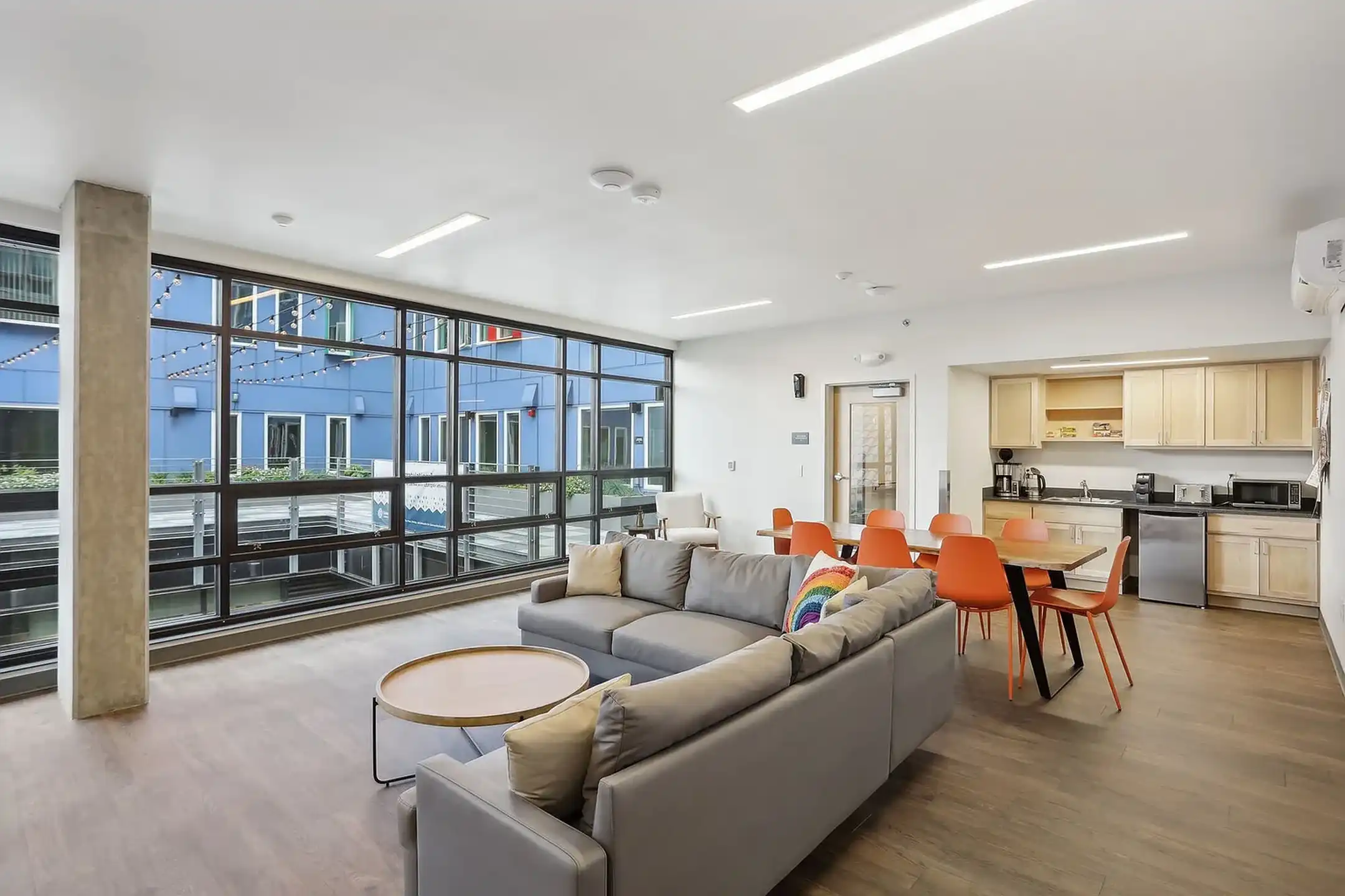 Pride Place - Seattle, WA 98122 | ApartmentGuide.com