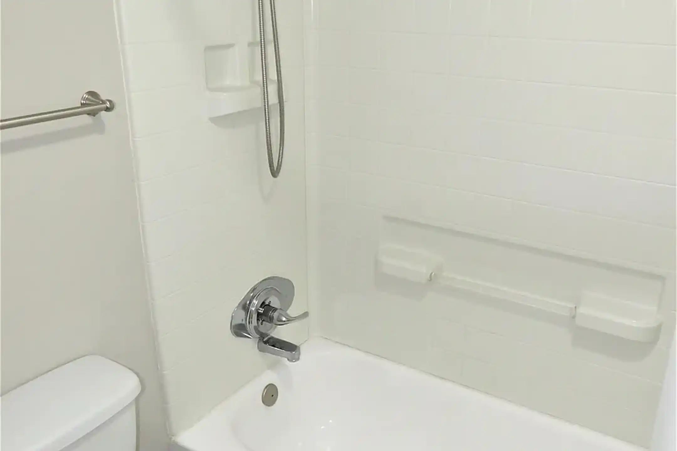 Shadowtree Apartment Homes - Tucson, AZ 85711 | ApartmentGuide.com