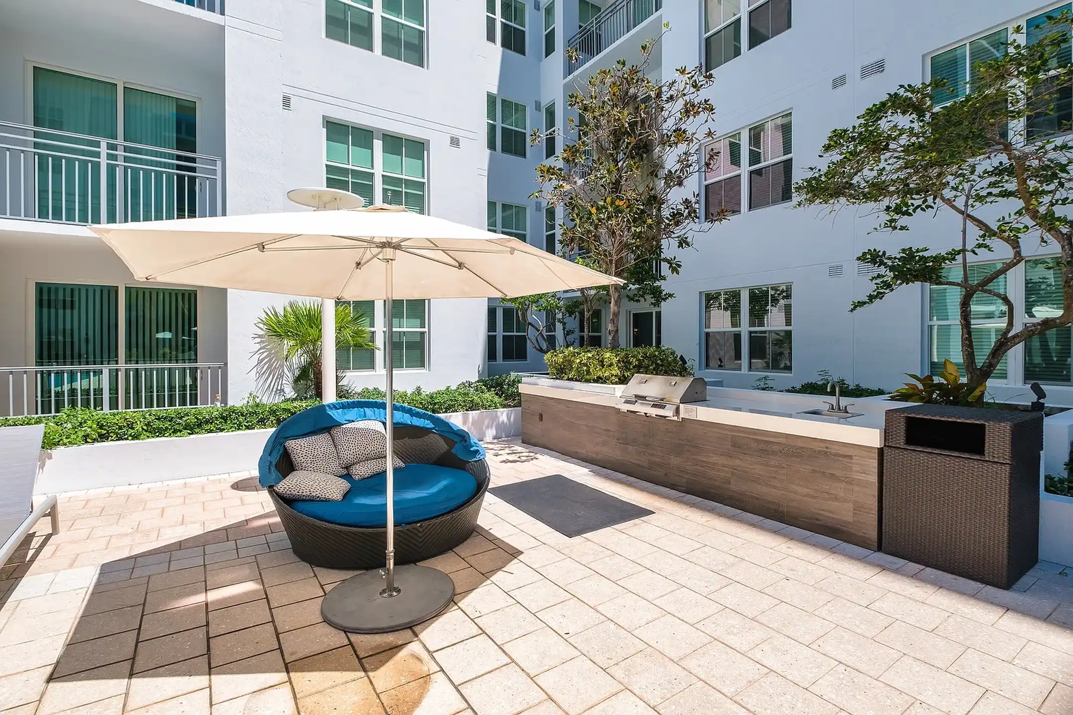 The Point at Coral Gables - Miami, FL 33145 | ApartmentGuide.com