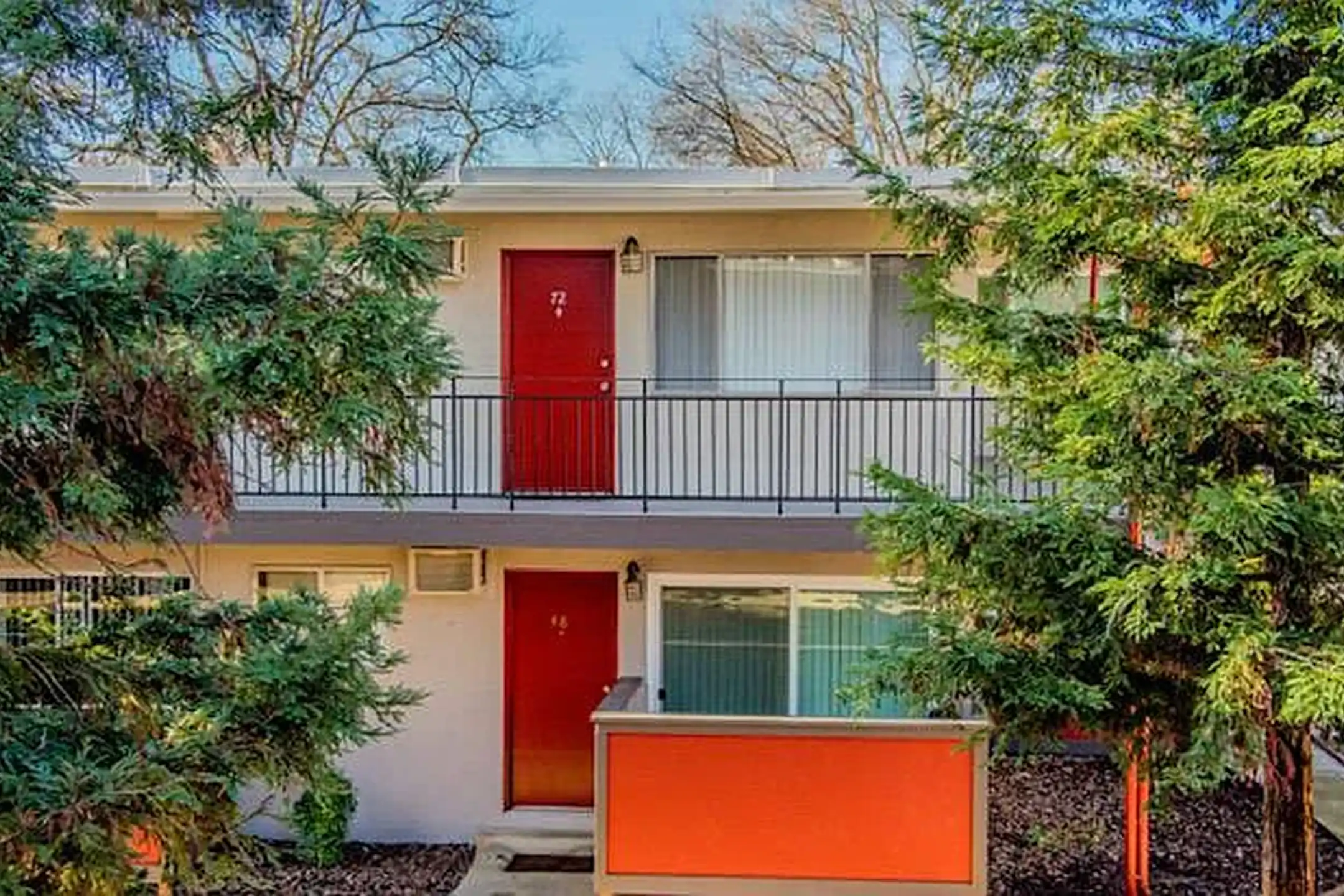 Hillcrest Apartments - Carmichael, CA 95608 | ApartmentGuide.com