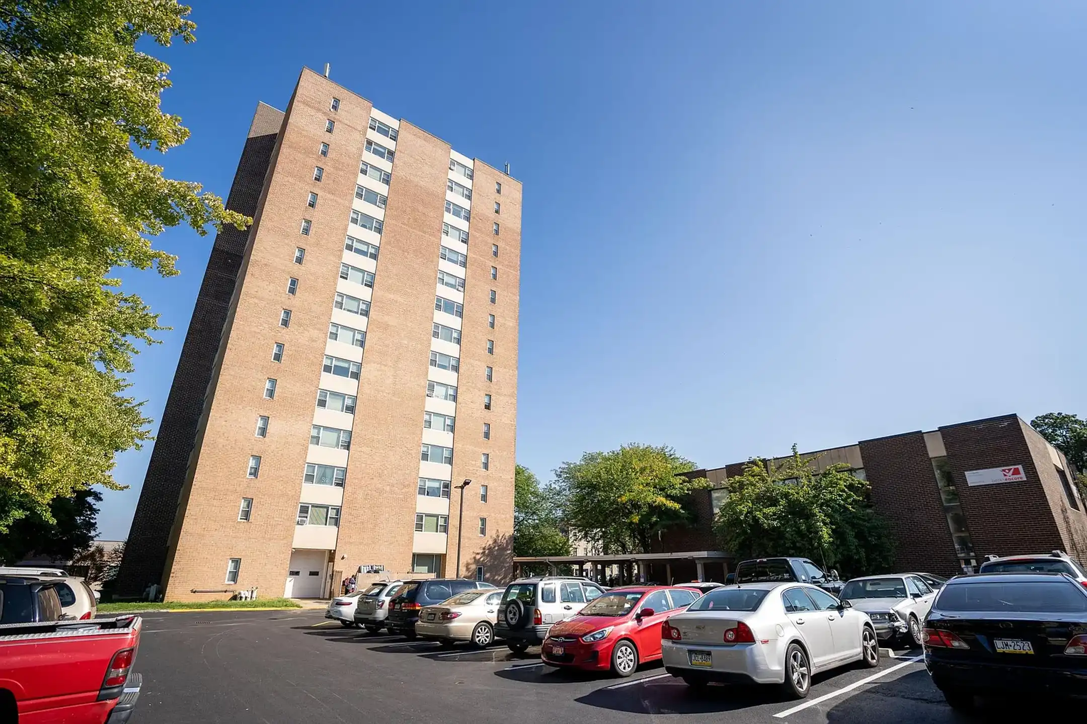 Skyline View Apartments - Reading, PA 19601 | ApartmentGuide.com