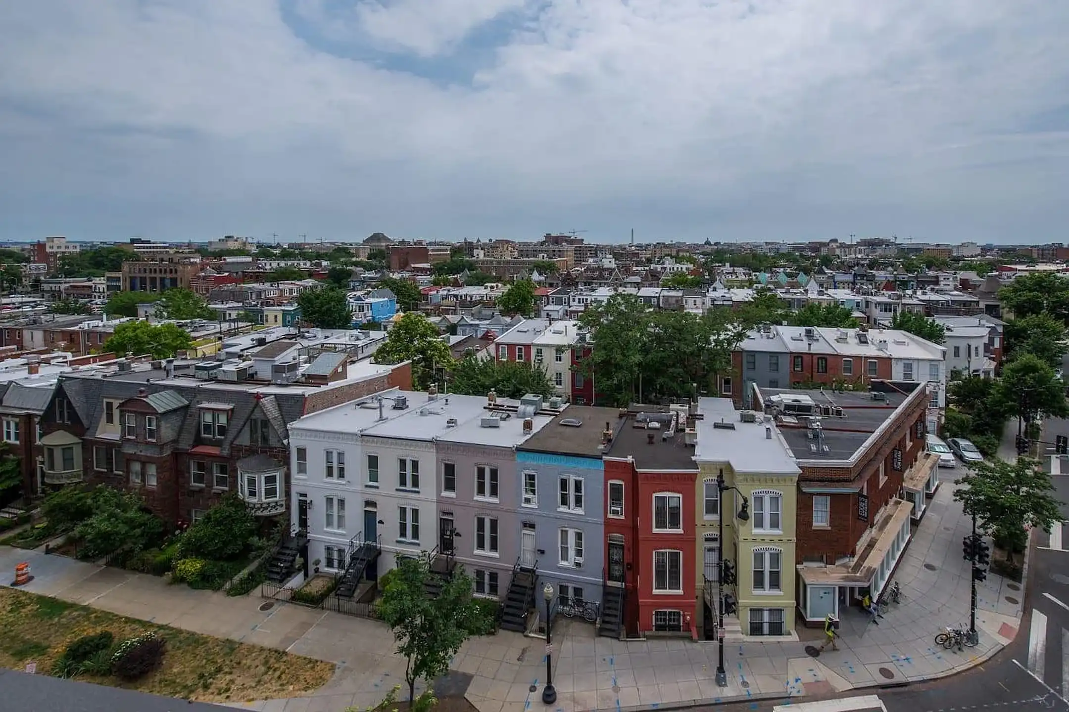 Reed Row - Washington, DC 20009 | ApartmentGuide.com