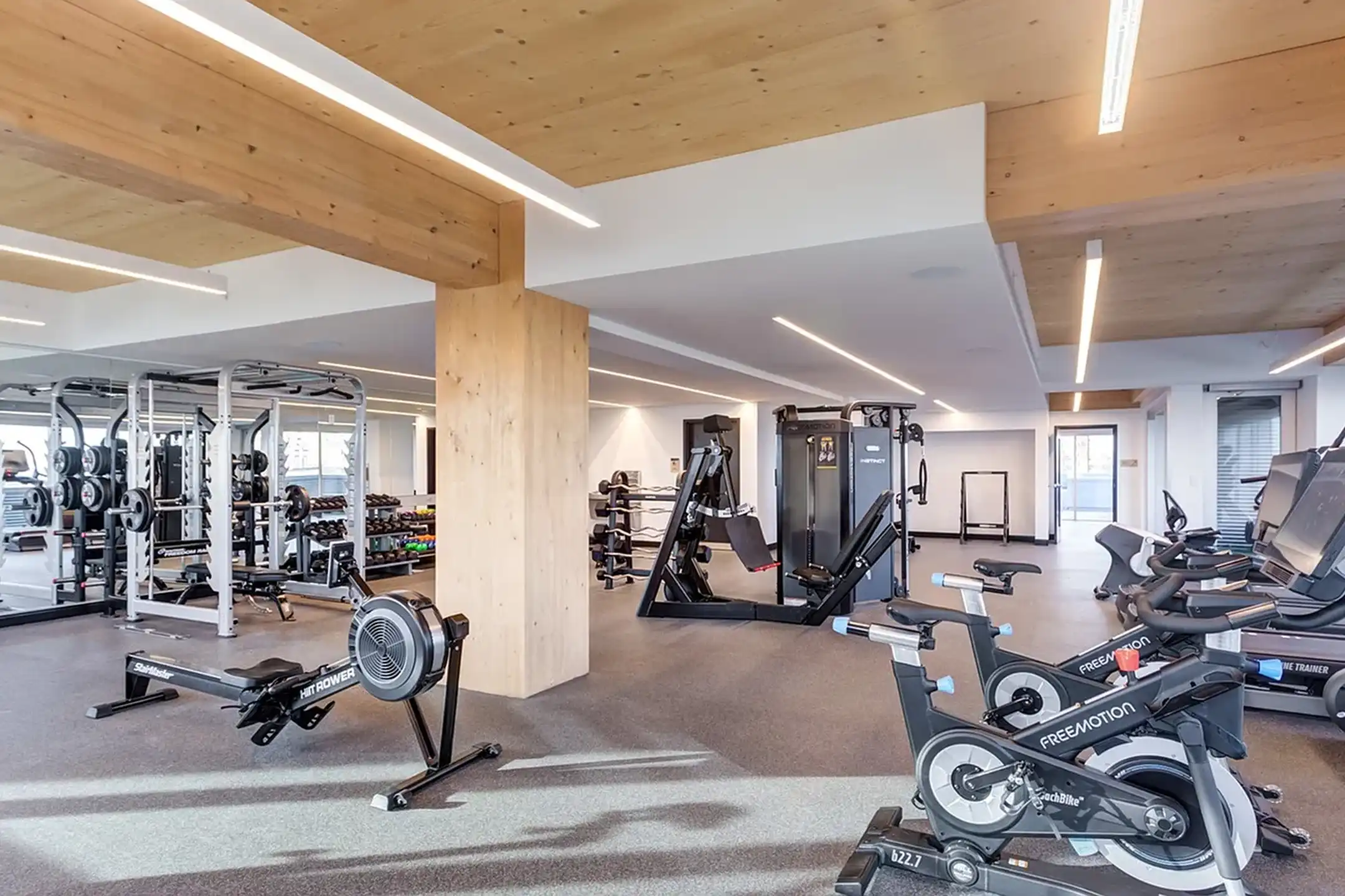 Ascent - Milwaukee, WI 53202 | ApartmentGuide.com