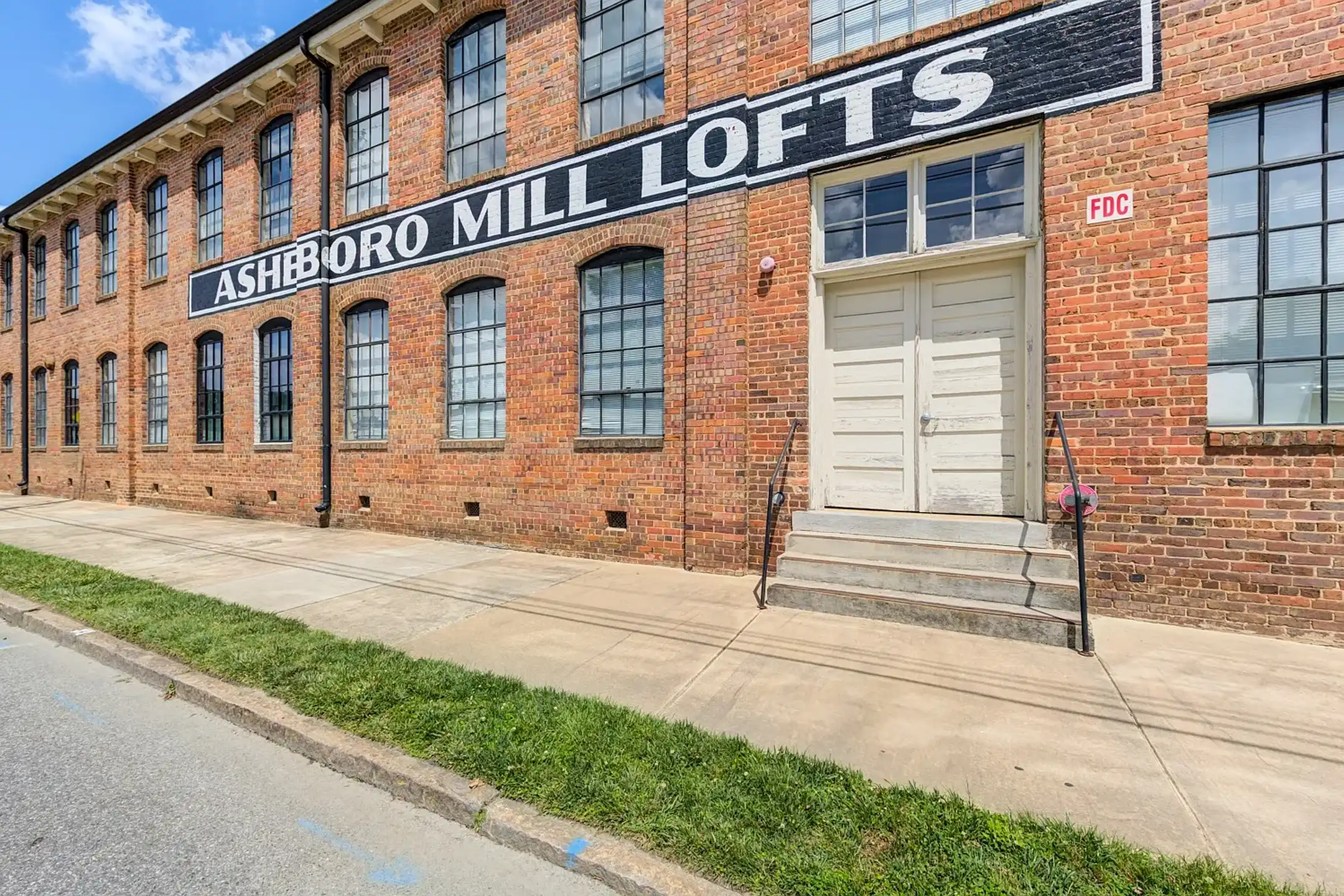 Asheboro Mill Lofts - Asheboro, NC 27203 | ApartmentGuide.com
