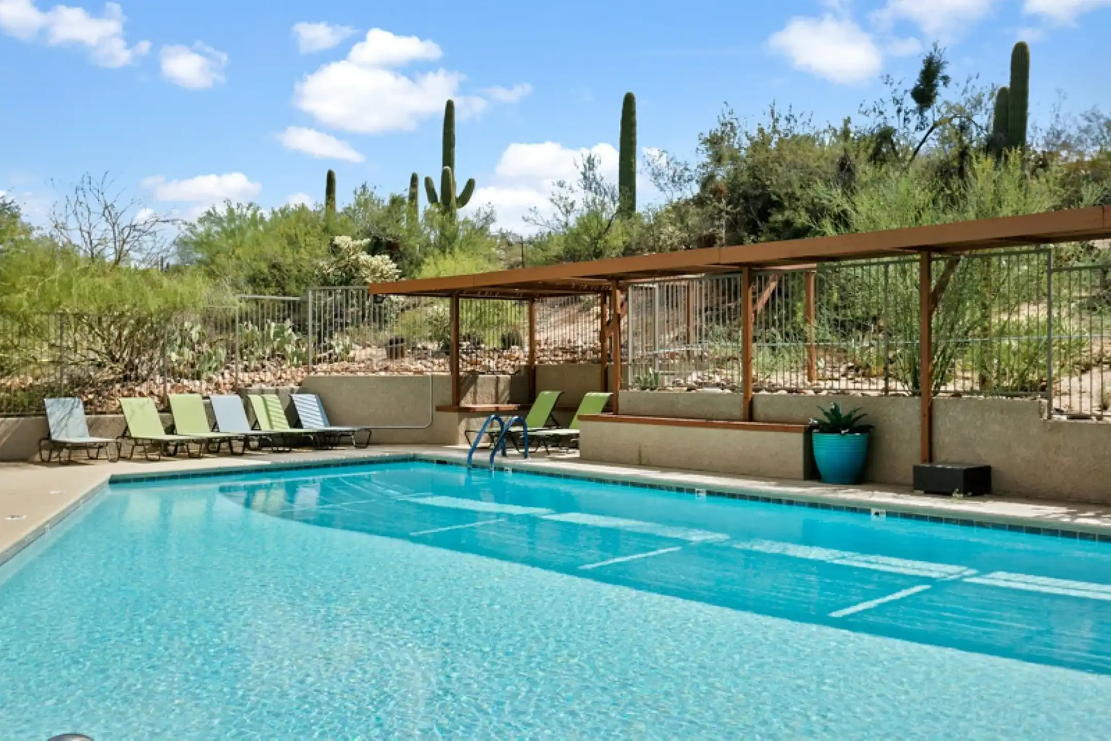 Domain 3201 - Tucson, AZ 85741 | ApartmentGuide.com