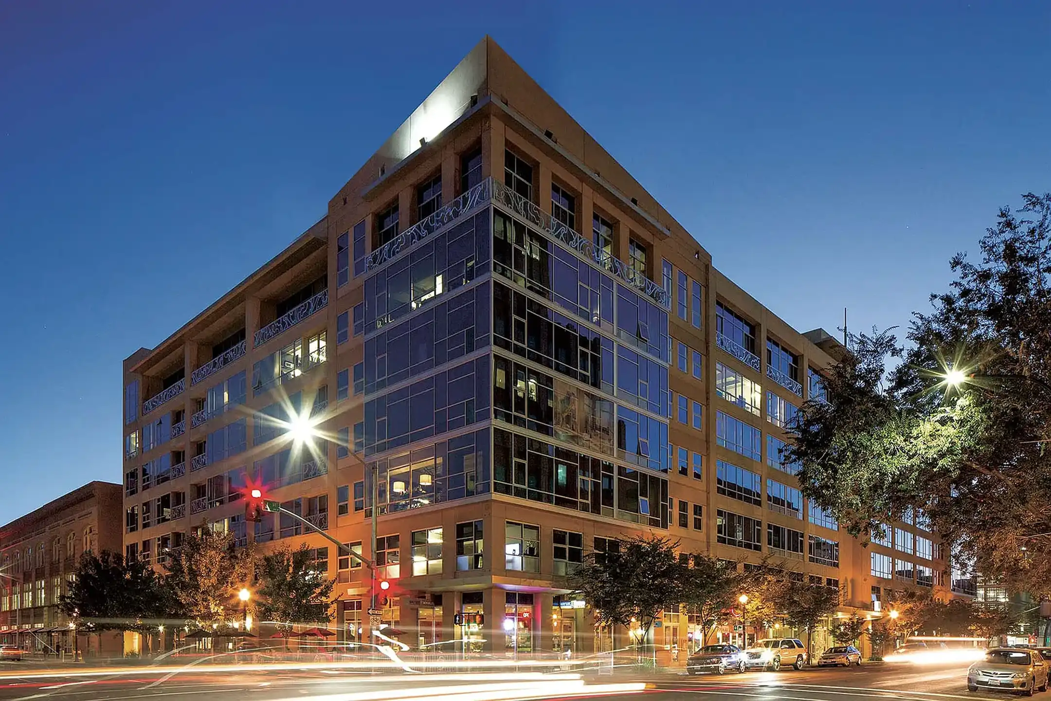 800J Lofts - Sacramento, CA 95814 | ApartmentGuide.com