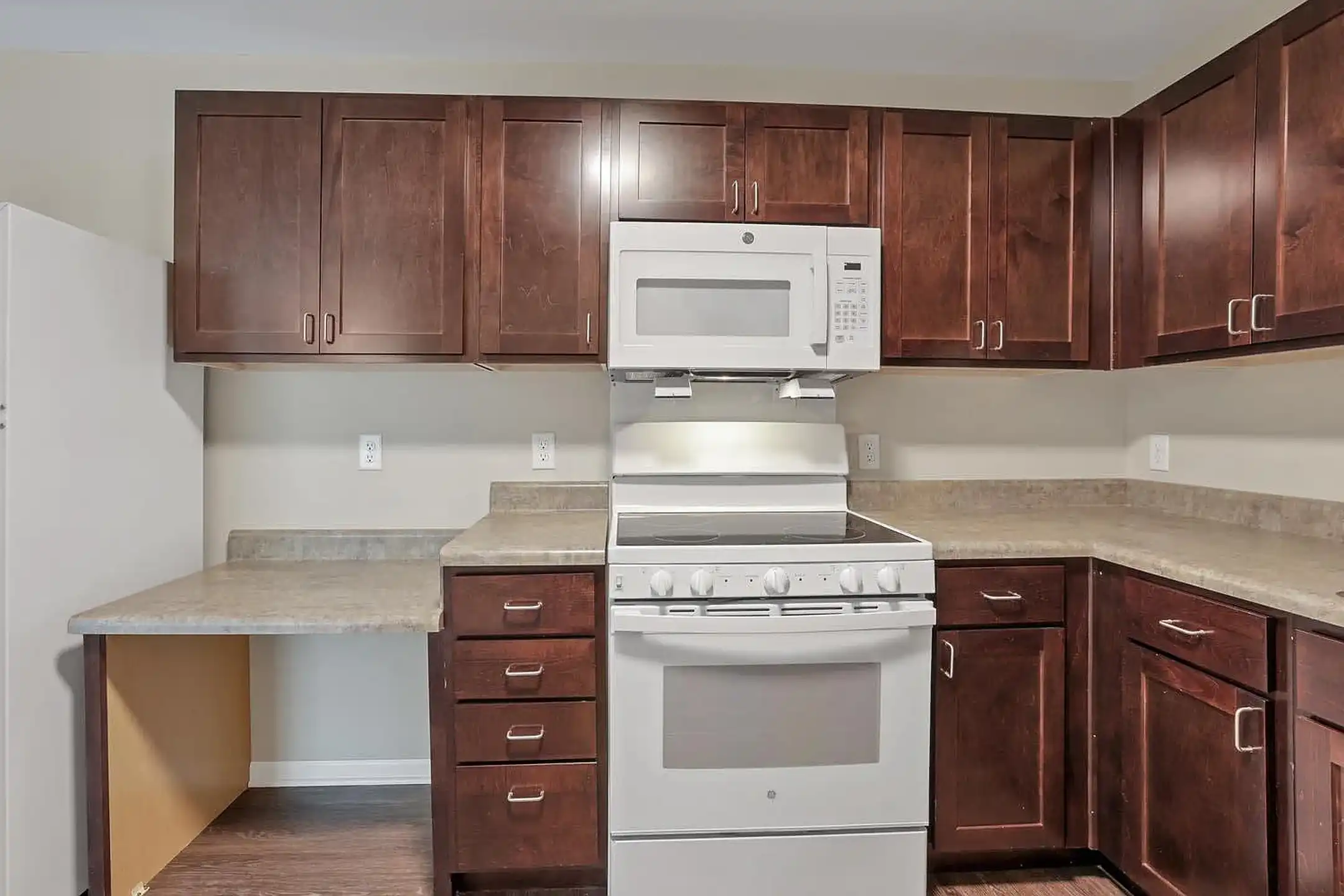 Wendler Commons - Columbus, OH 43230 | ApartmentGuide.com