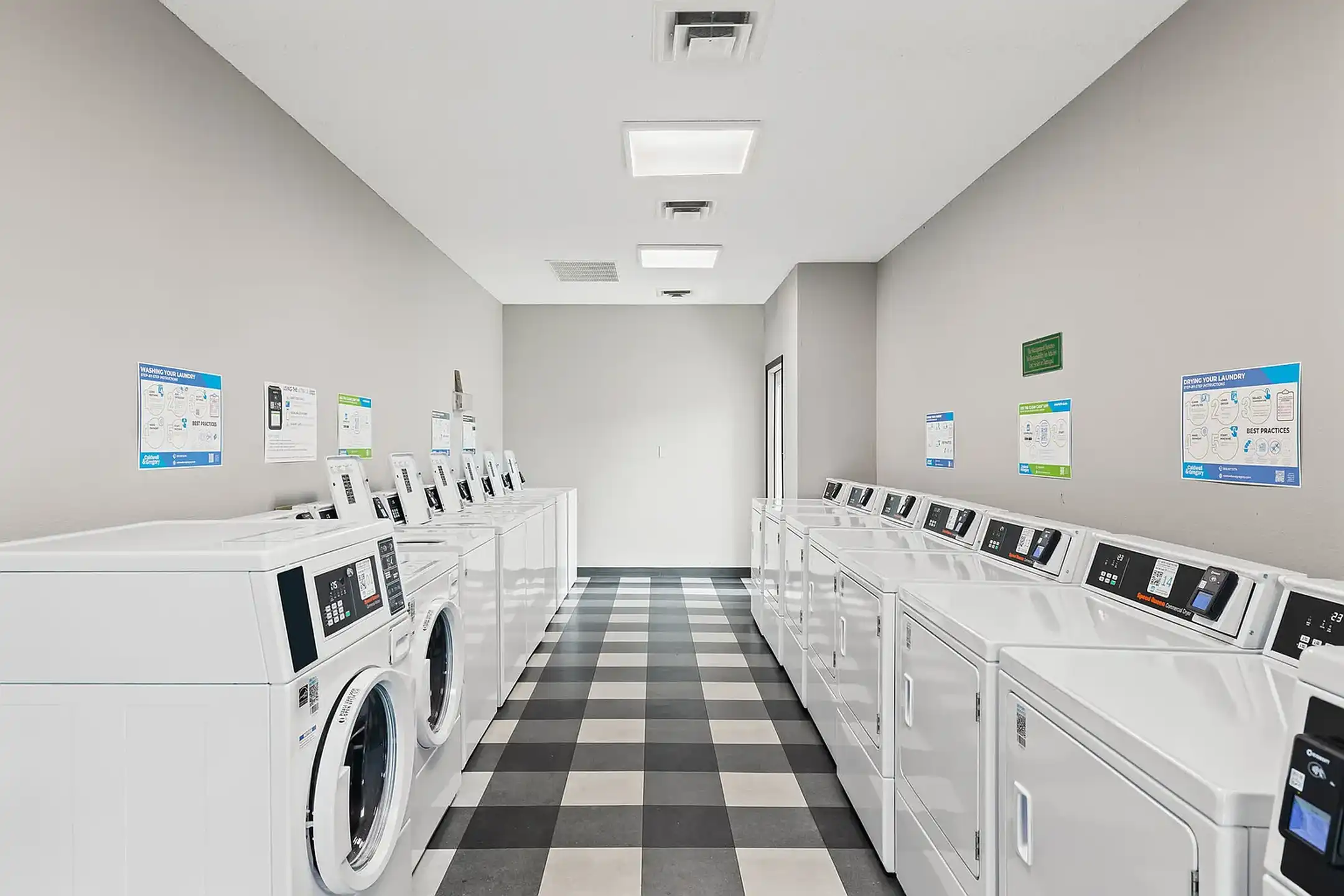 Hunters Glen - Springfield, MO 65807 | ApartmentGuide.com