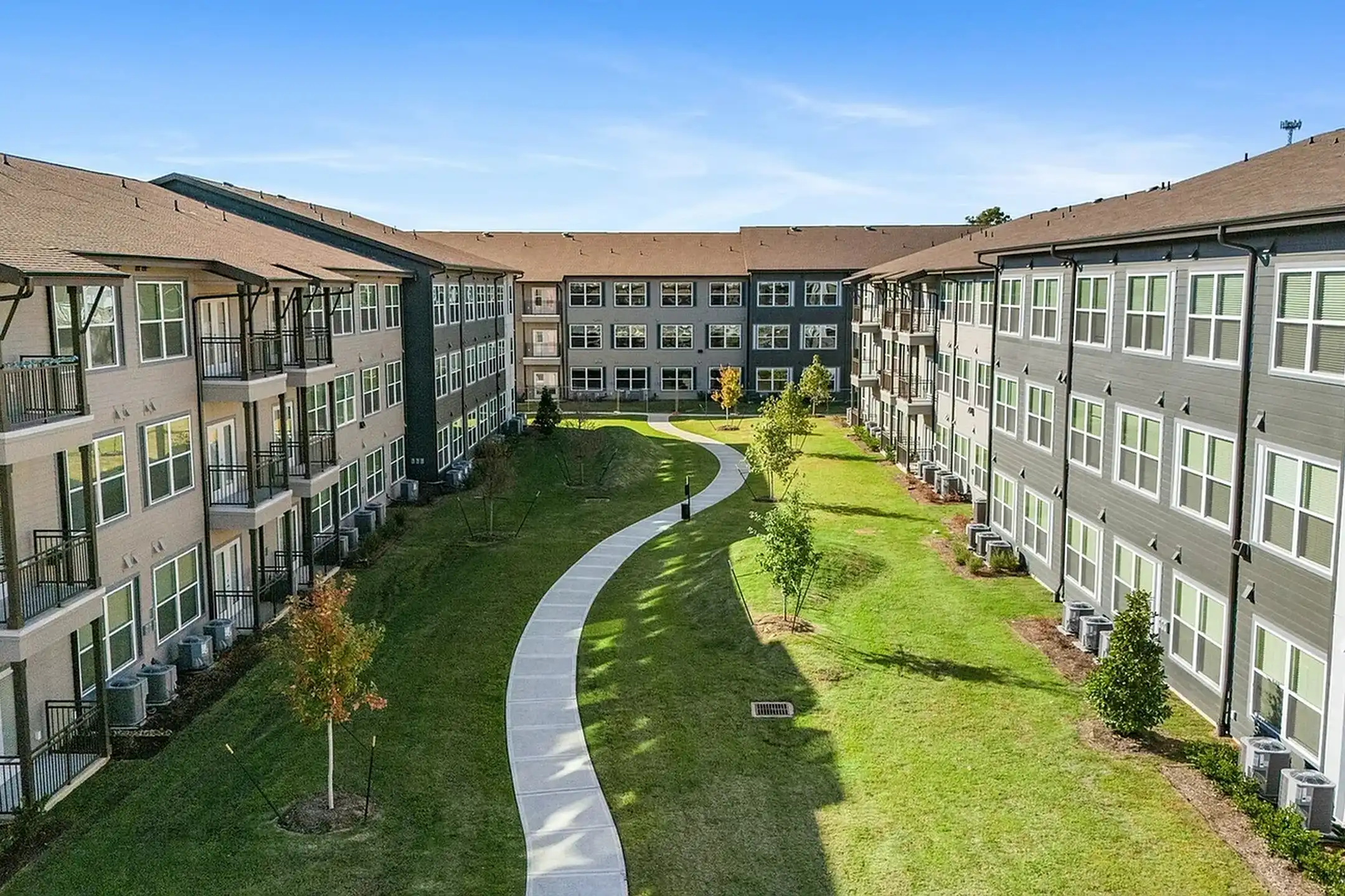 Birchway Perry Road - Houston, TX 77070 | ApartmentGuide.com