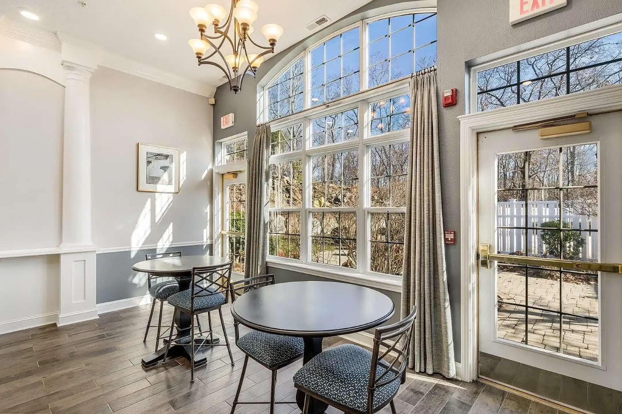 Cumberland Crossing - Cumberland, RI 02864 | ApartmentGuide.com