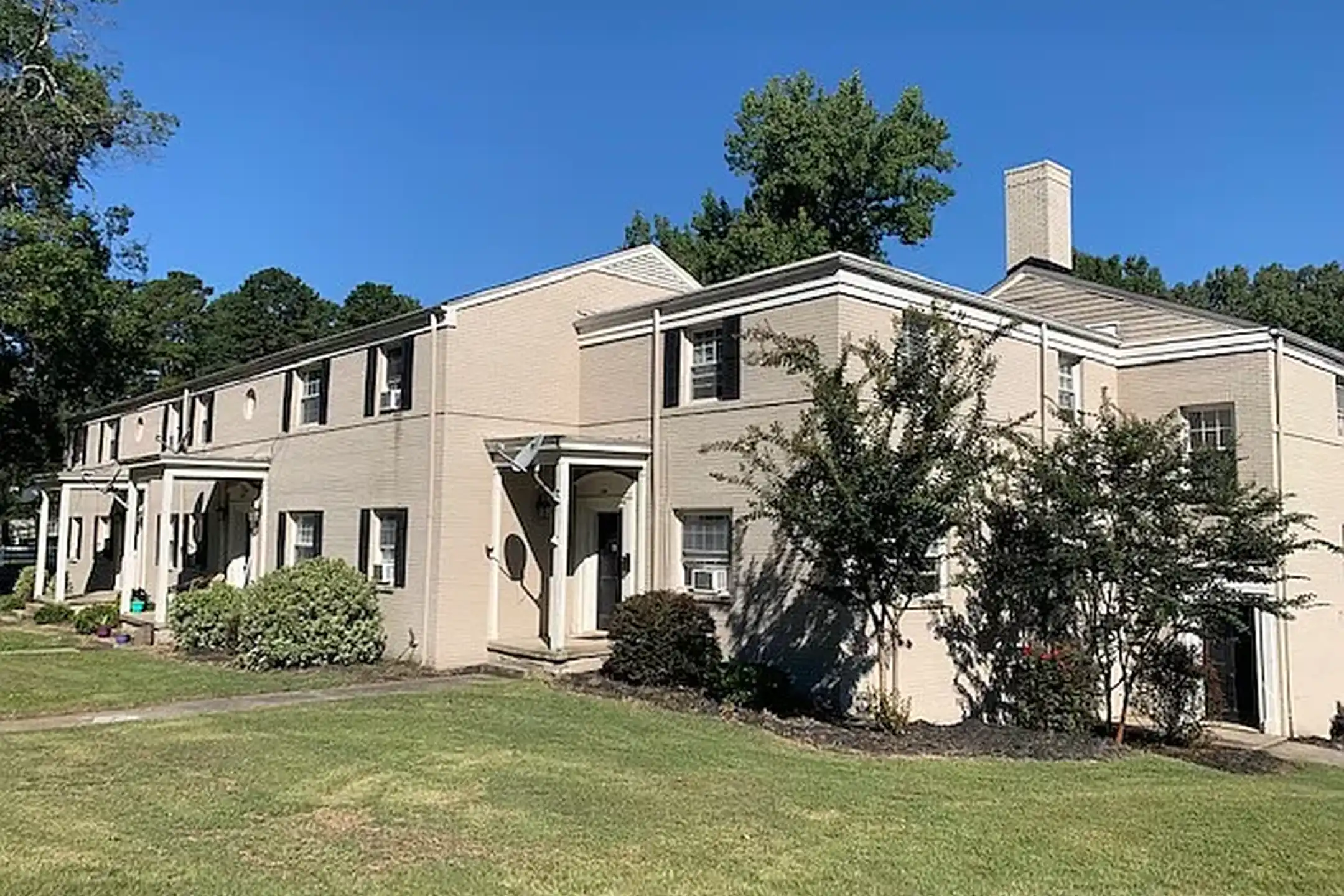 Westview Court - Salisbury, NC 28144 | ApartmentGuide.com