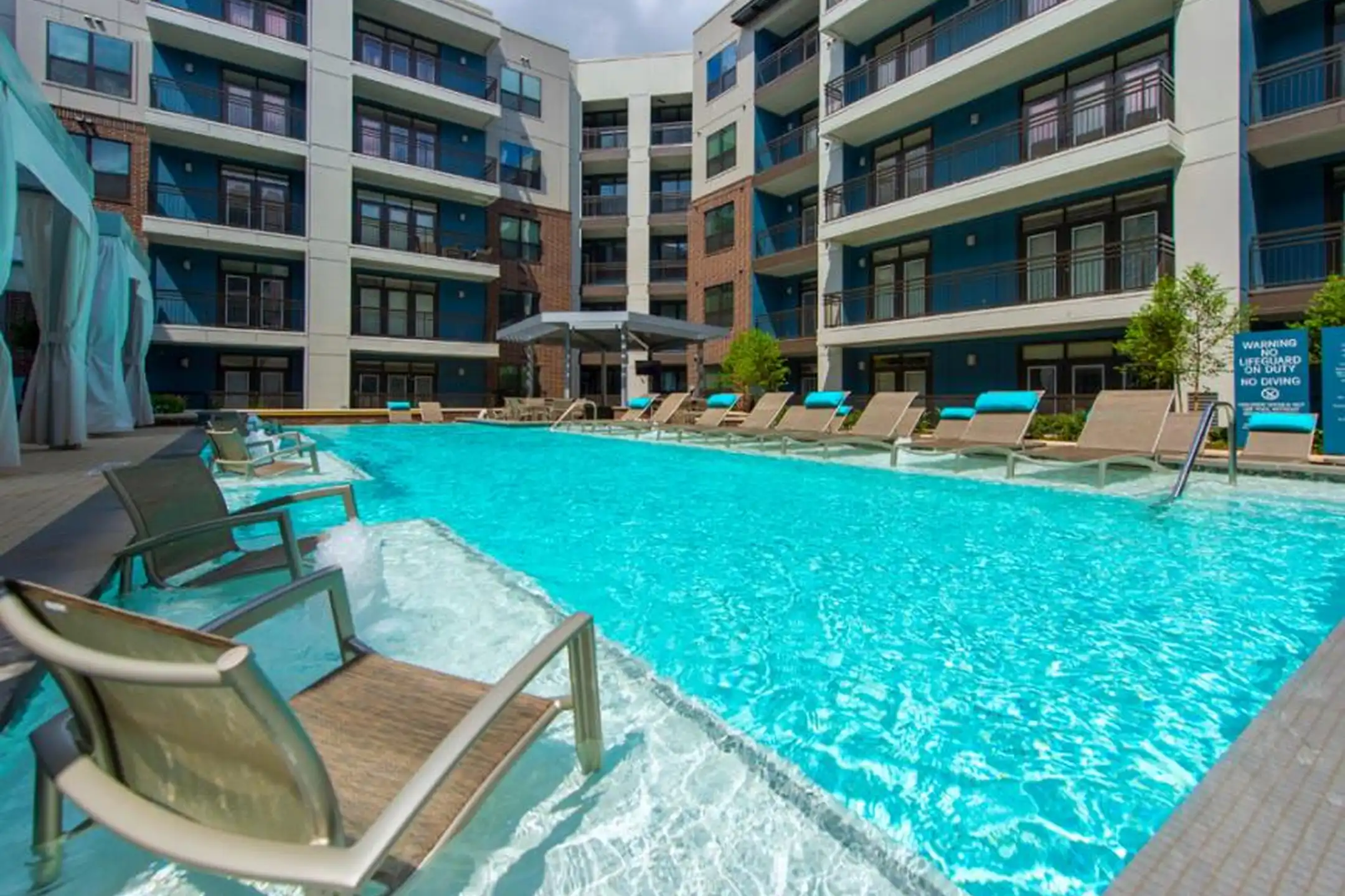 2911 Milam St - Houston, TX 77006 | ApartmentGuide.com