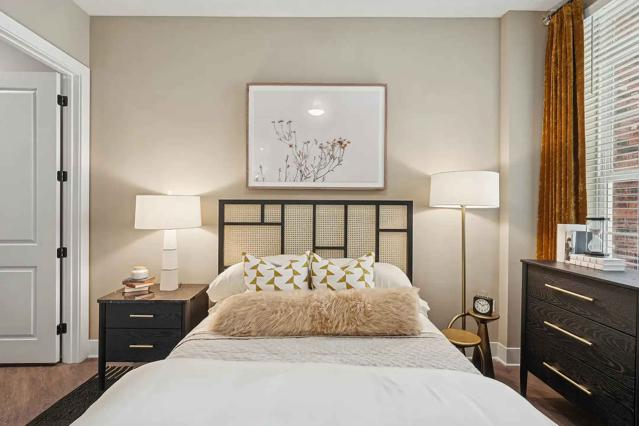 The Hartley at Blue Hill - Chapel Hill, NC 27517 | ApartmentGuide.com