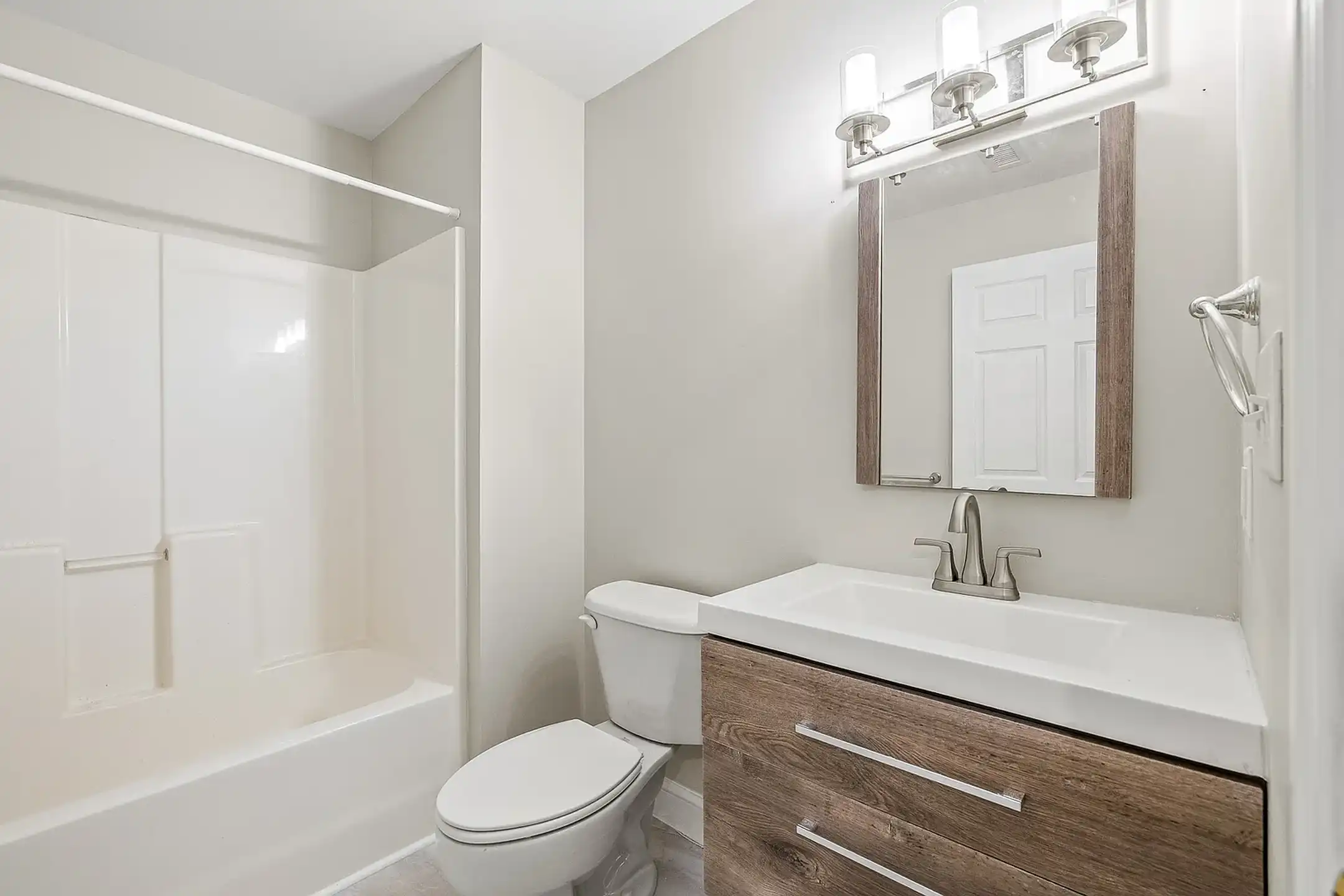 Appleton Oaks - Hampton, NH 03842 | ApartmentGuide.com