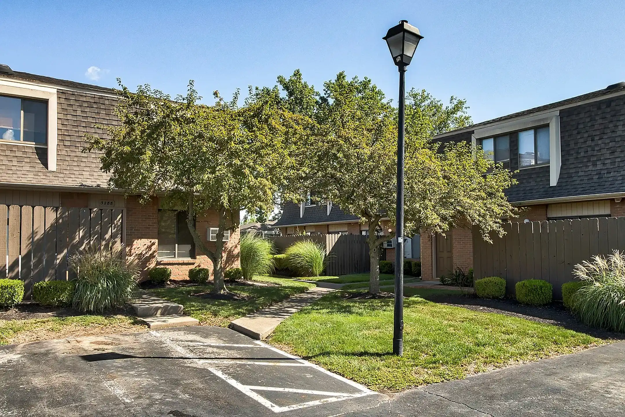 Timbercreek Apts - Columbus, OH 43207 | ApartmentGuide.com