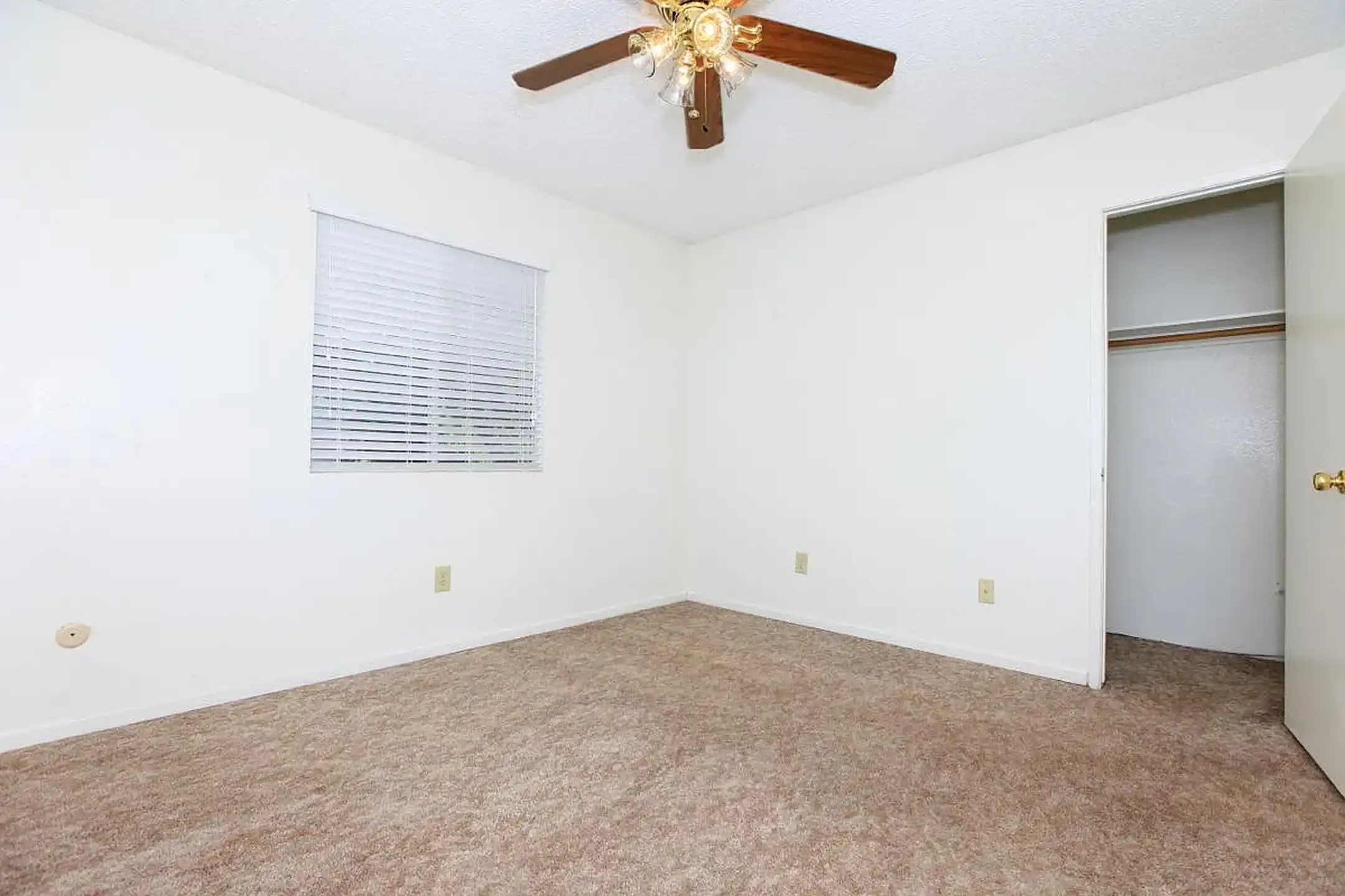 Sierra and Terrace - Bakersfield, CA 93309 | ApartmentGuide.com