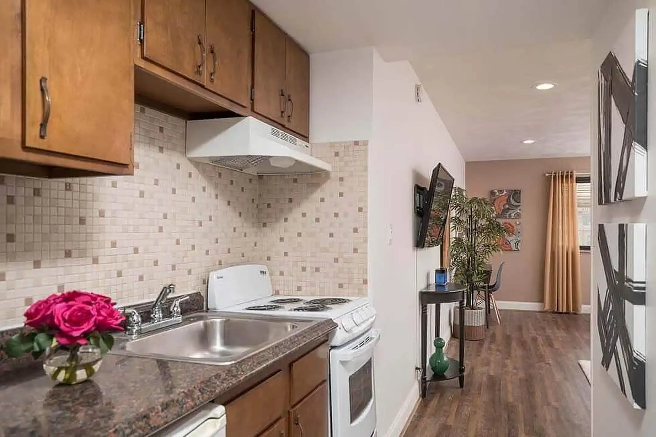 Kendev Studios - Kenmore, NY 14217 | ApartmentGuide.com