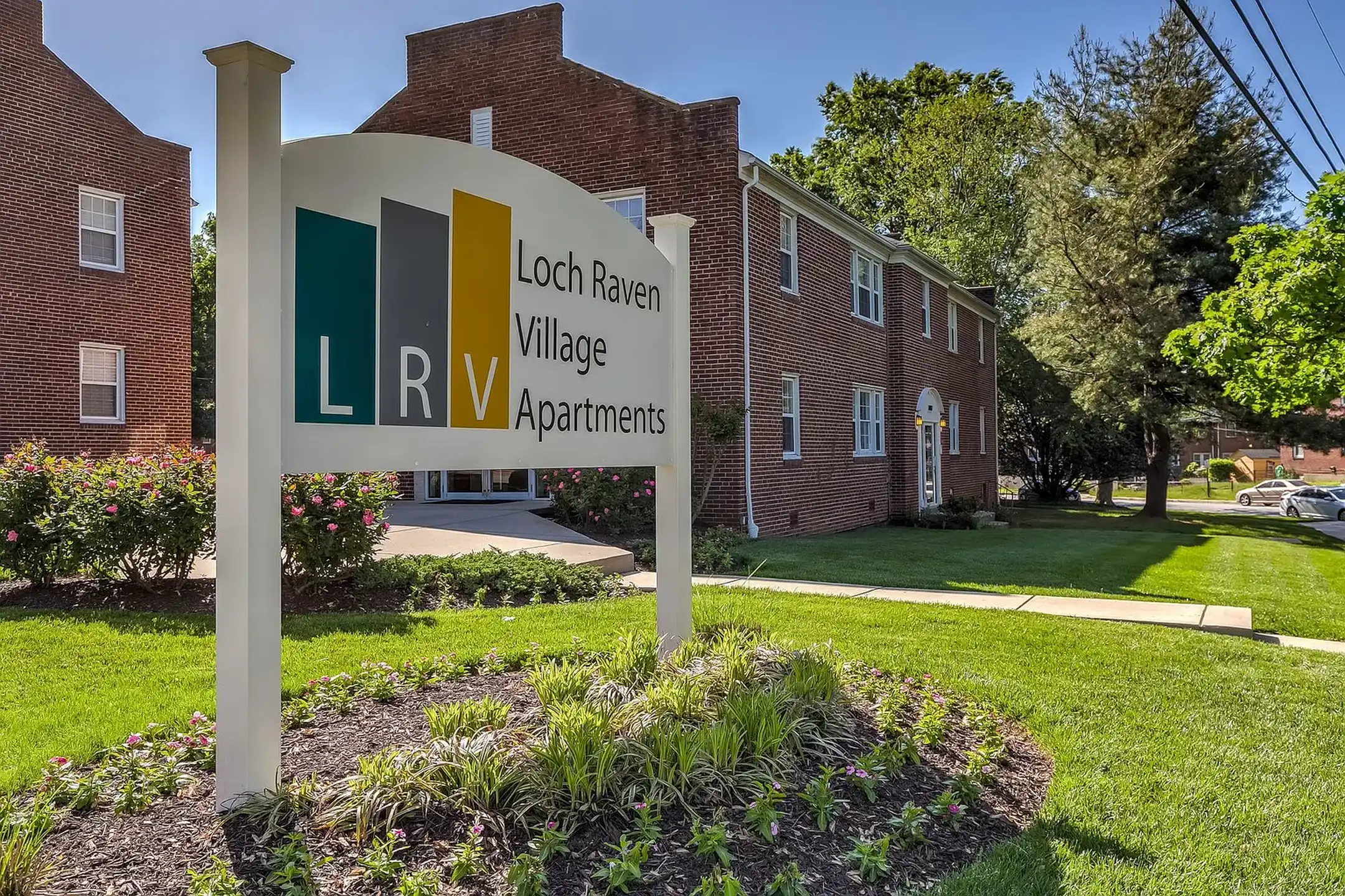 Loch Raven Village Apartments - Towson, MD 21286 | ApartmentGuide.com