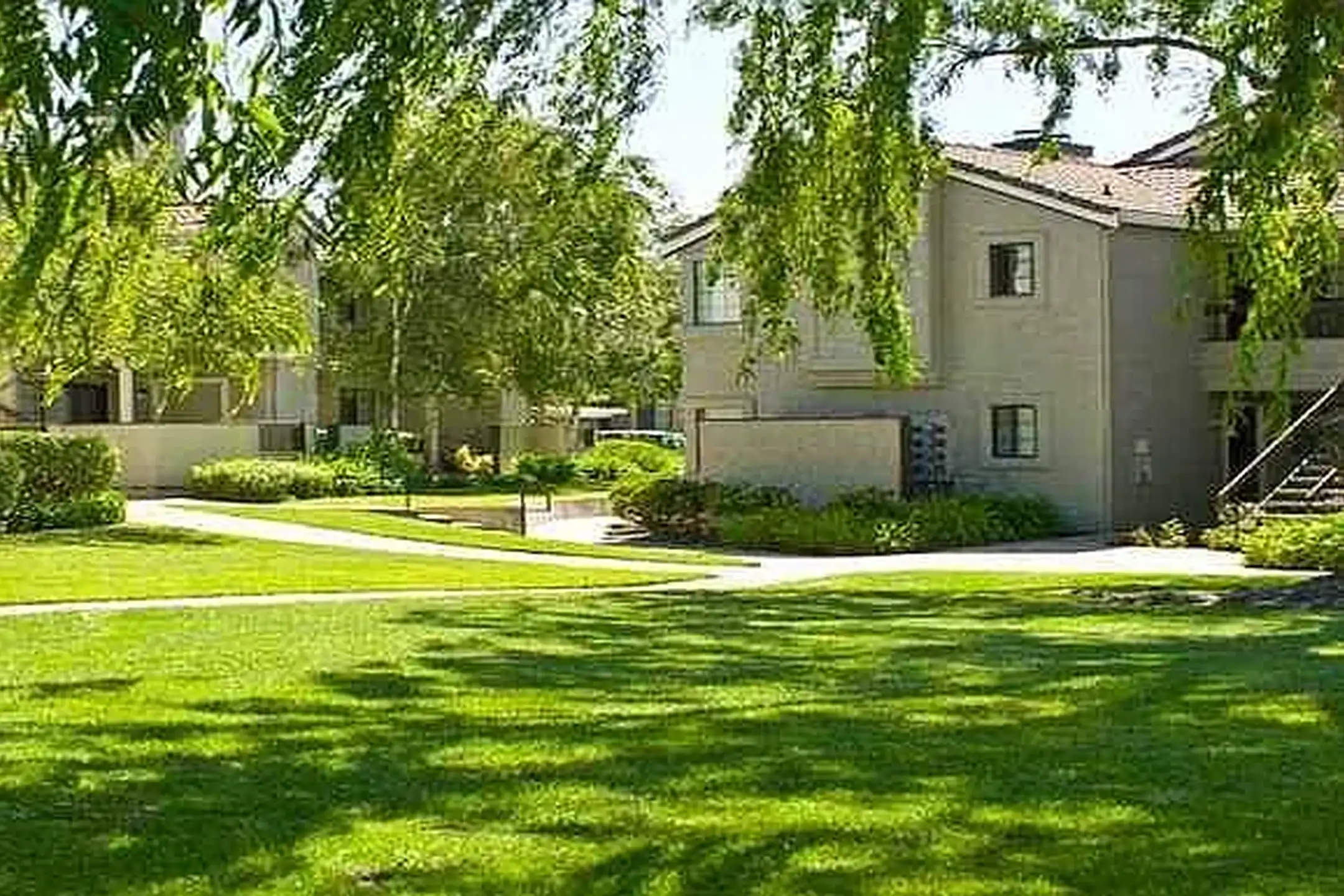 Oak Hills Apartments - Pittsburg, CA 94565 | ApartmentGuide.com