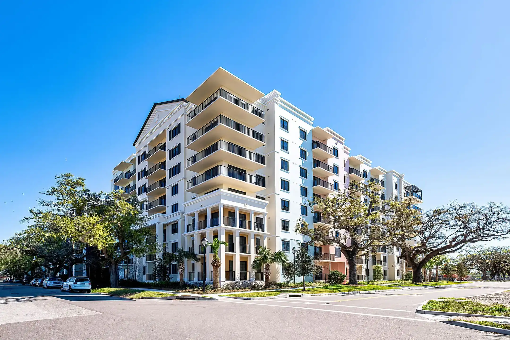 Manor Riverside - Tampa, FL 33607 | ApartmentGuide.com