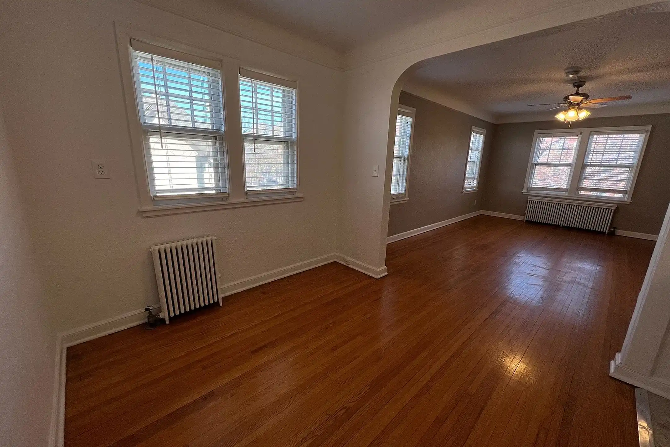 Stevens Square Apartments - Minneapolis, MN 55403 | ApartmentGuide.com