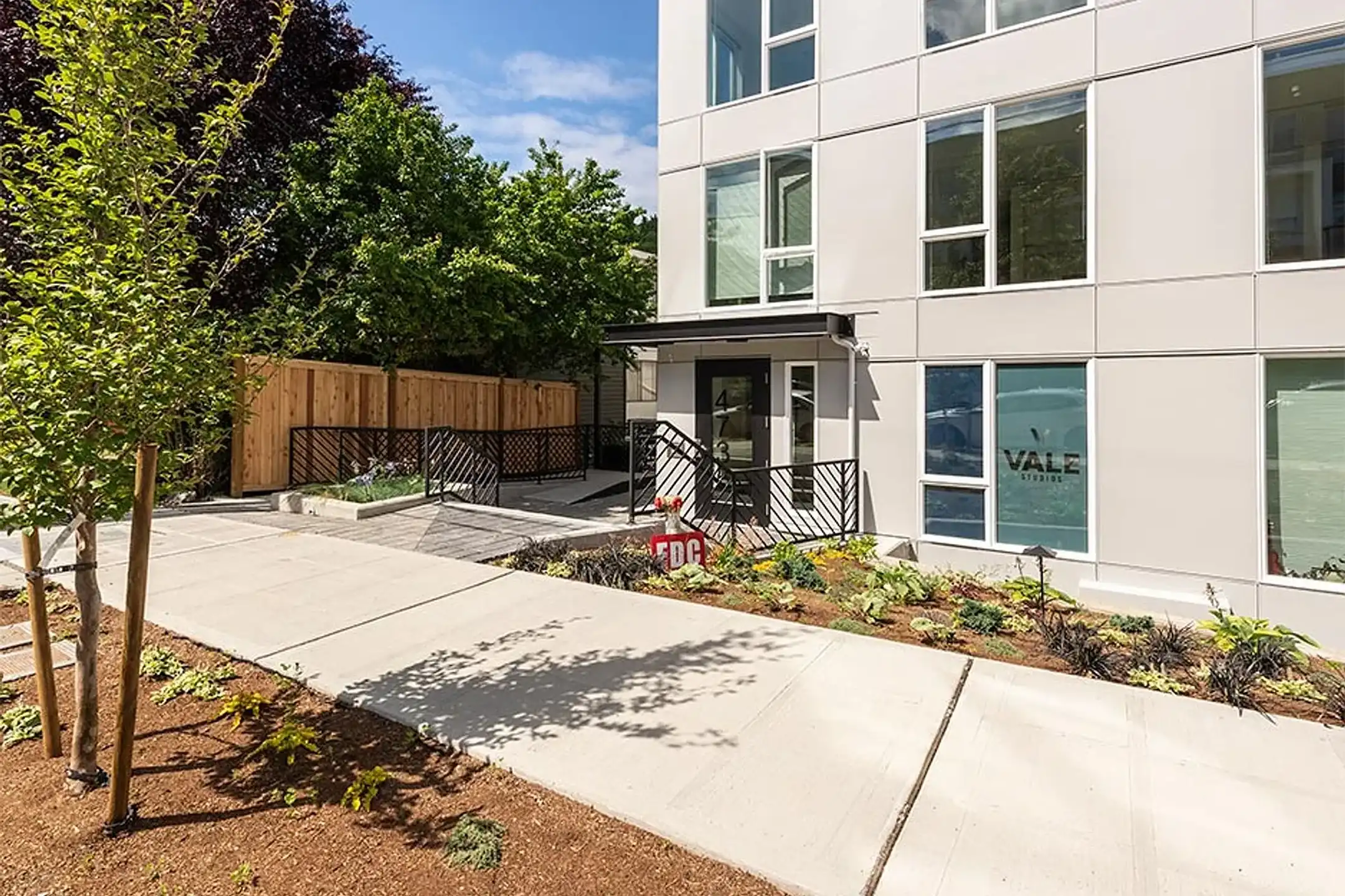 Vale Studios - Seattle, WA 98118 | ApartmentGuide.com