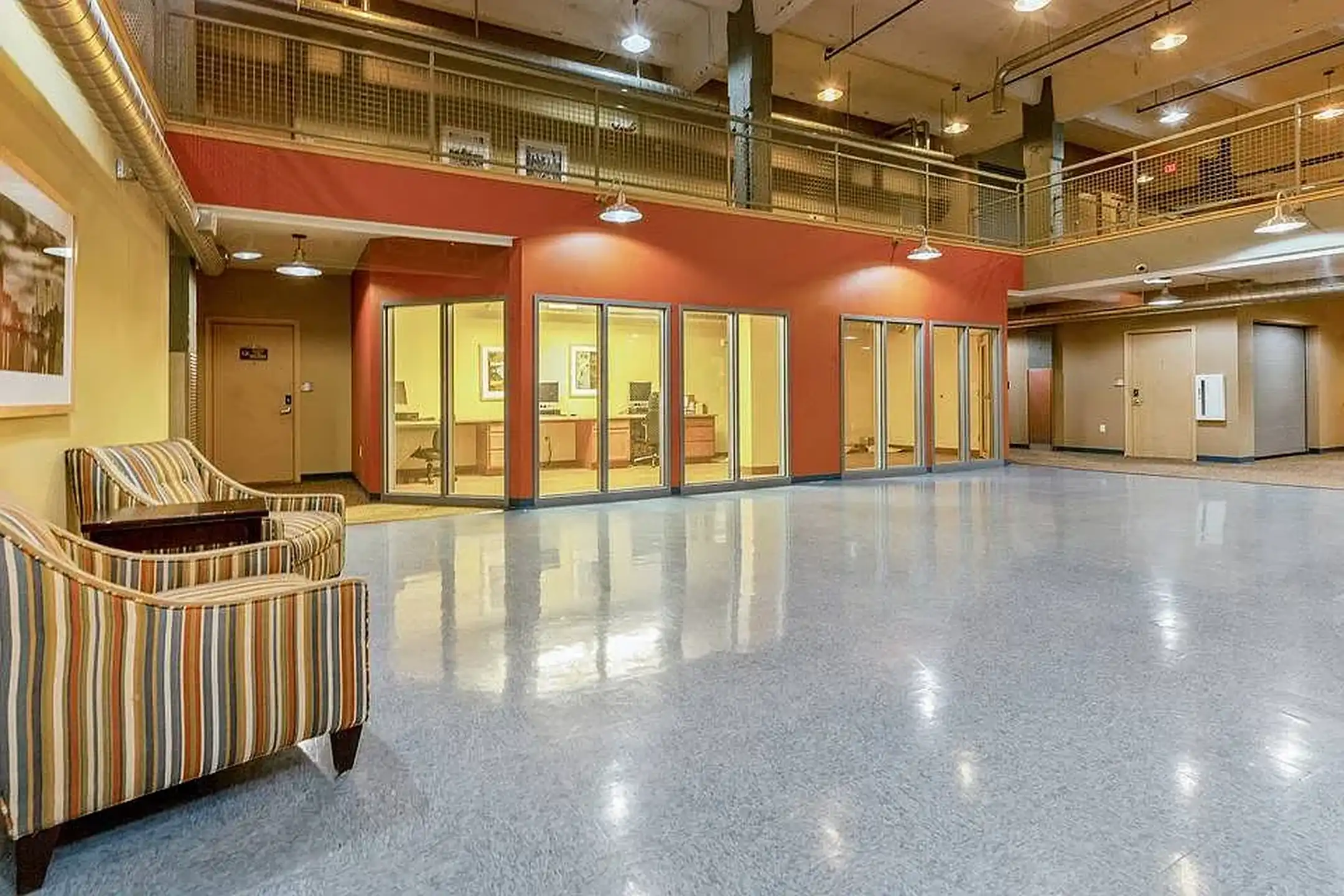 Blue Ribbon Lofts - Milwaukee, WI 53205 | ApartmentGuide.com