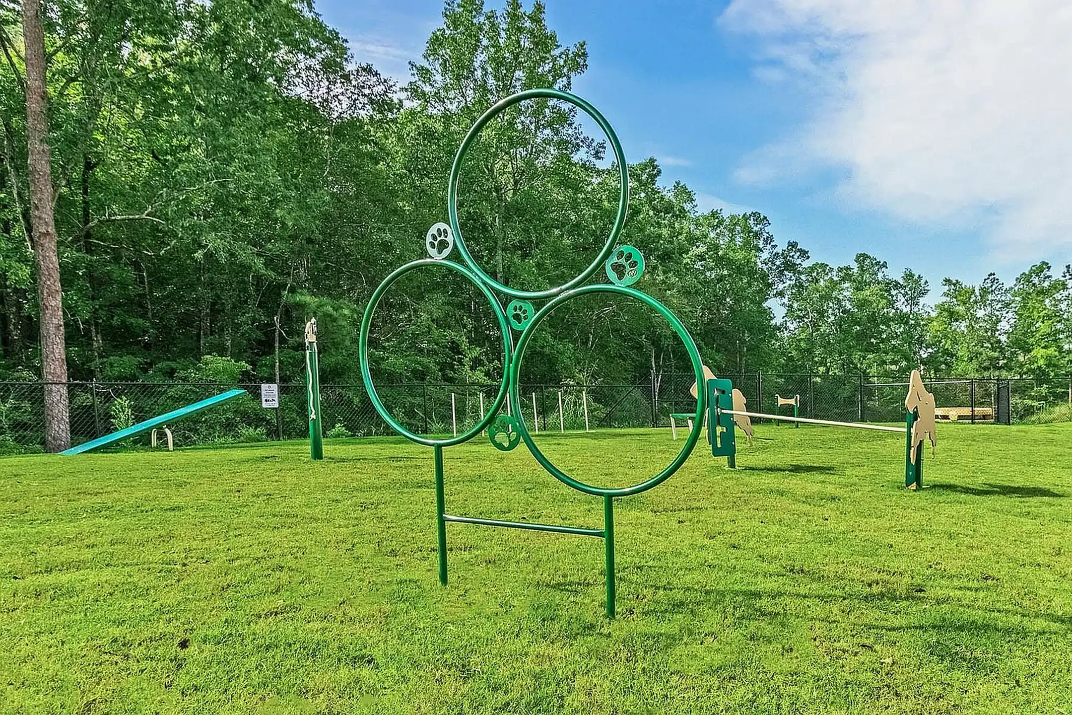 Pointe Grand Byron - Byron, GA 31008 | ApartmentGuide.com