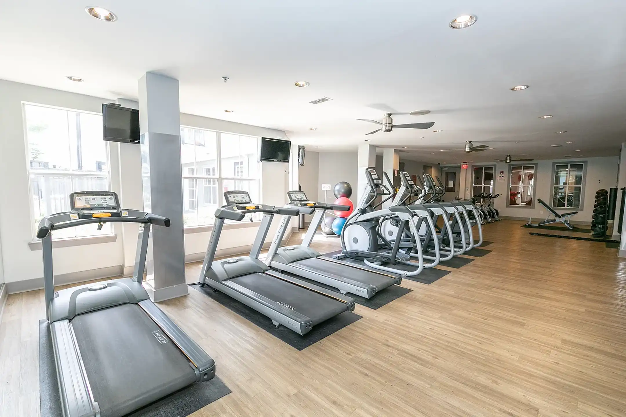 Block Lofts - Atlanta, GA 30312 | ApartmentGuide.com