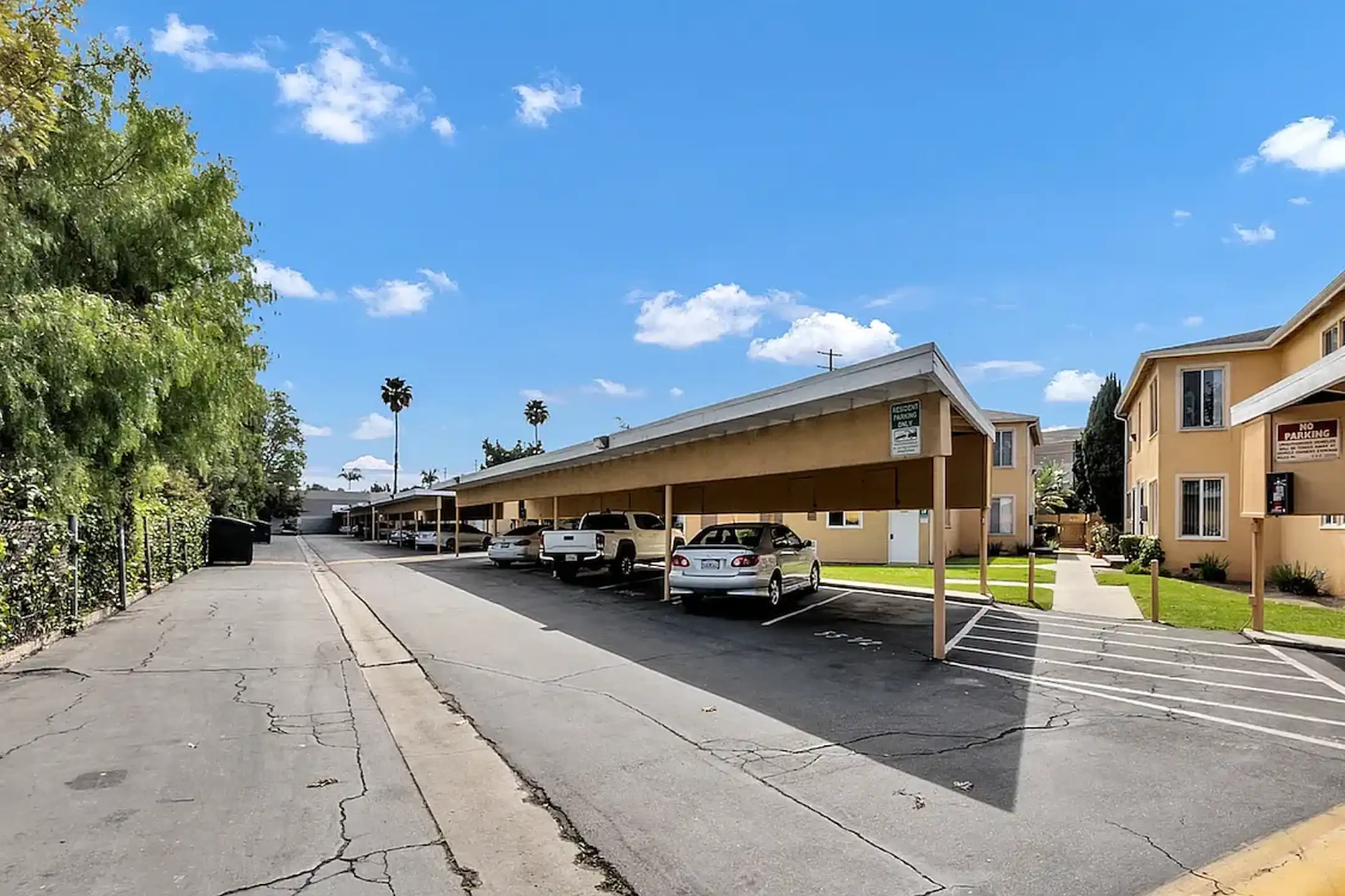 Harbor Anaheim - Harbor City, CA 90710 | ApartmentGuide.com
