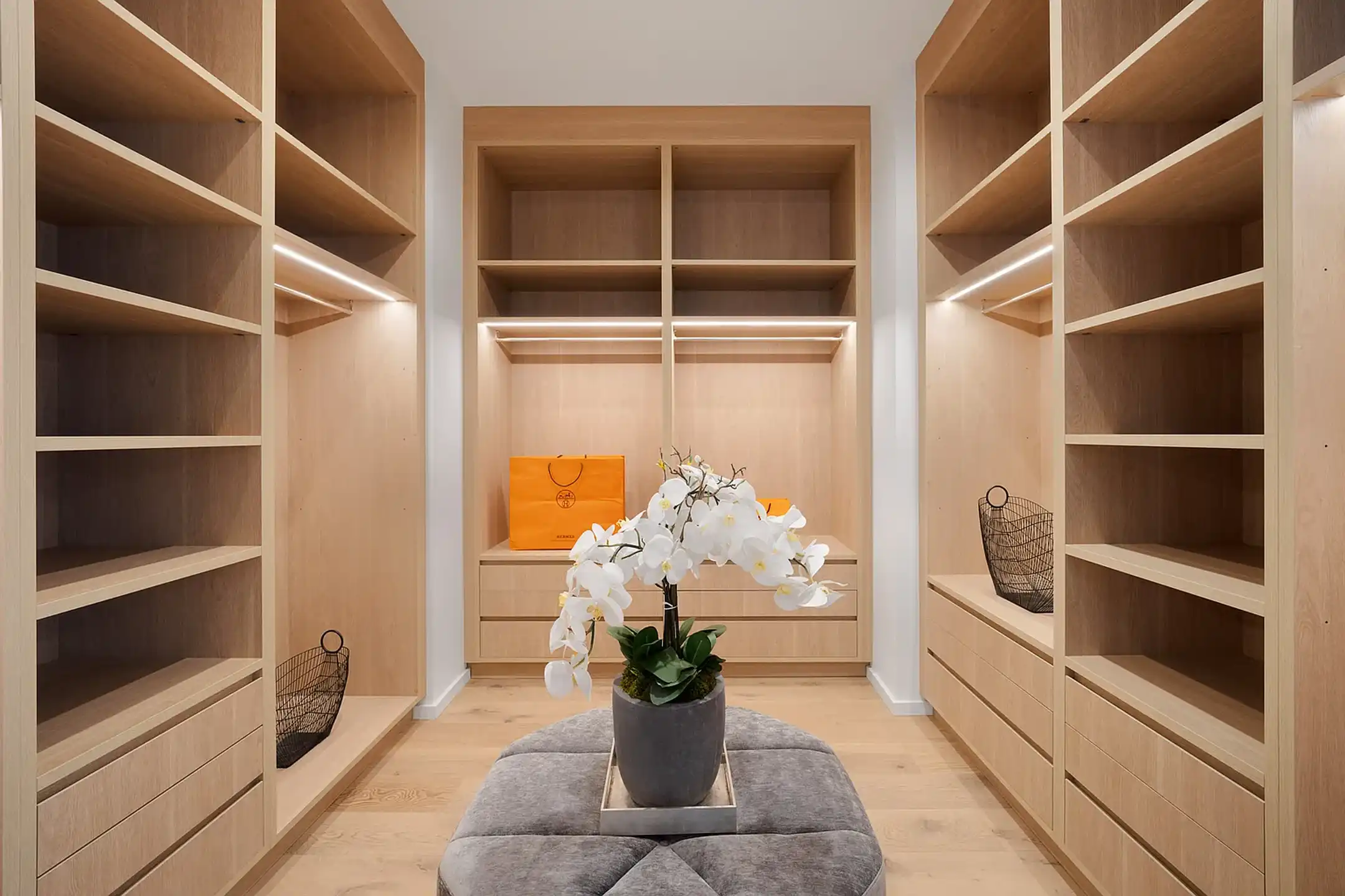 THEA at Metropolis - Los Angeles, CA 90017 | ApartmentGuide.com