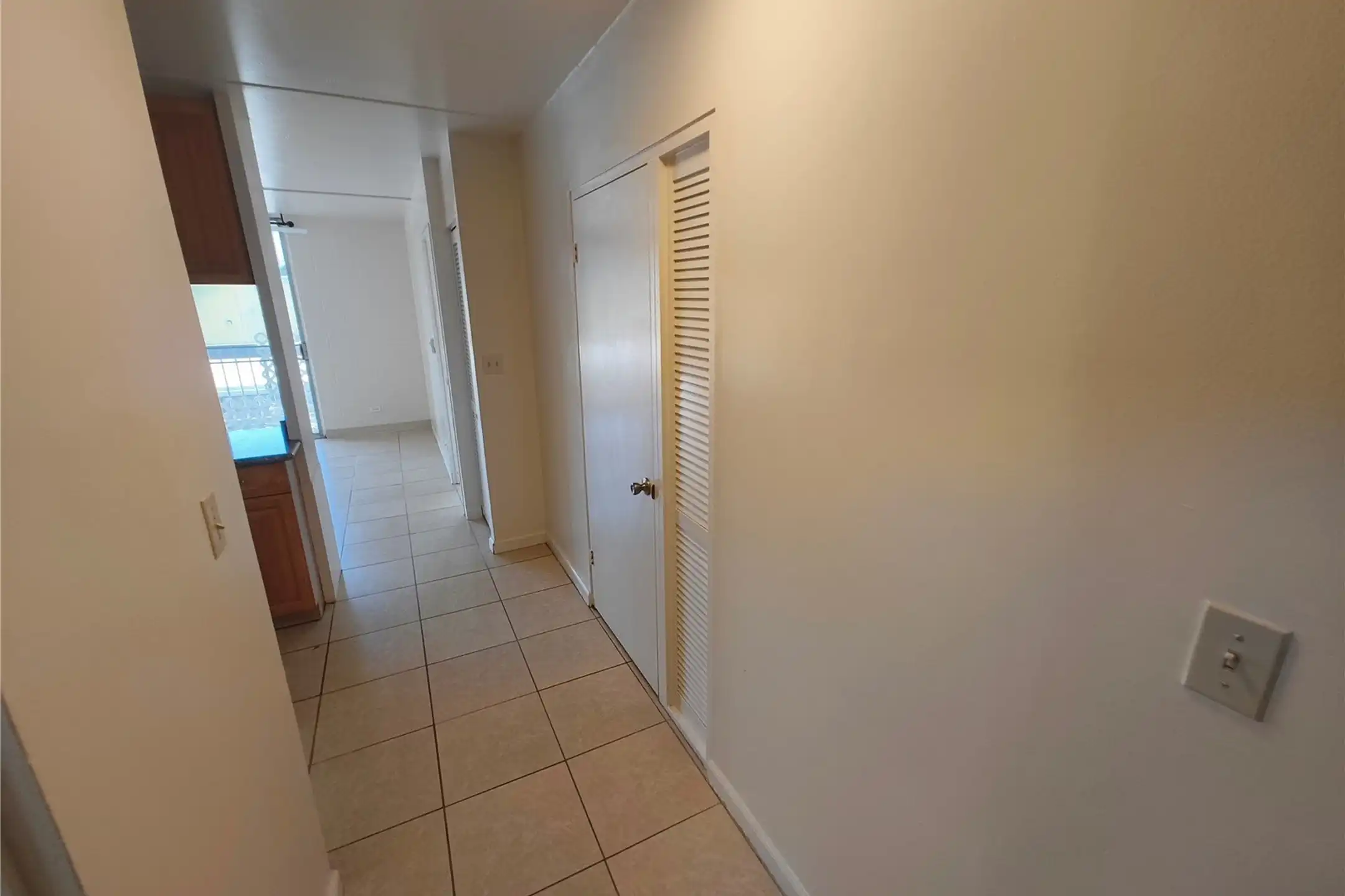 1228 Lunalilo St #303 - Honolulu, HI 96822 | ApartmentGuide.com