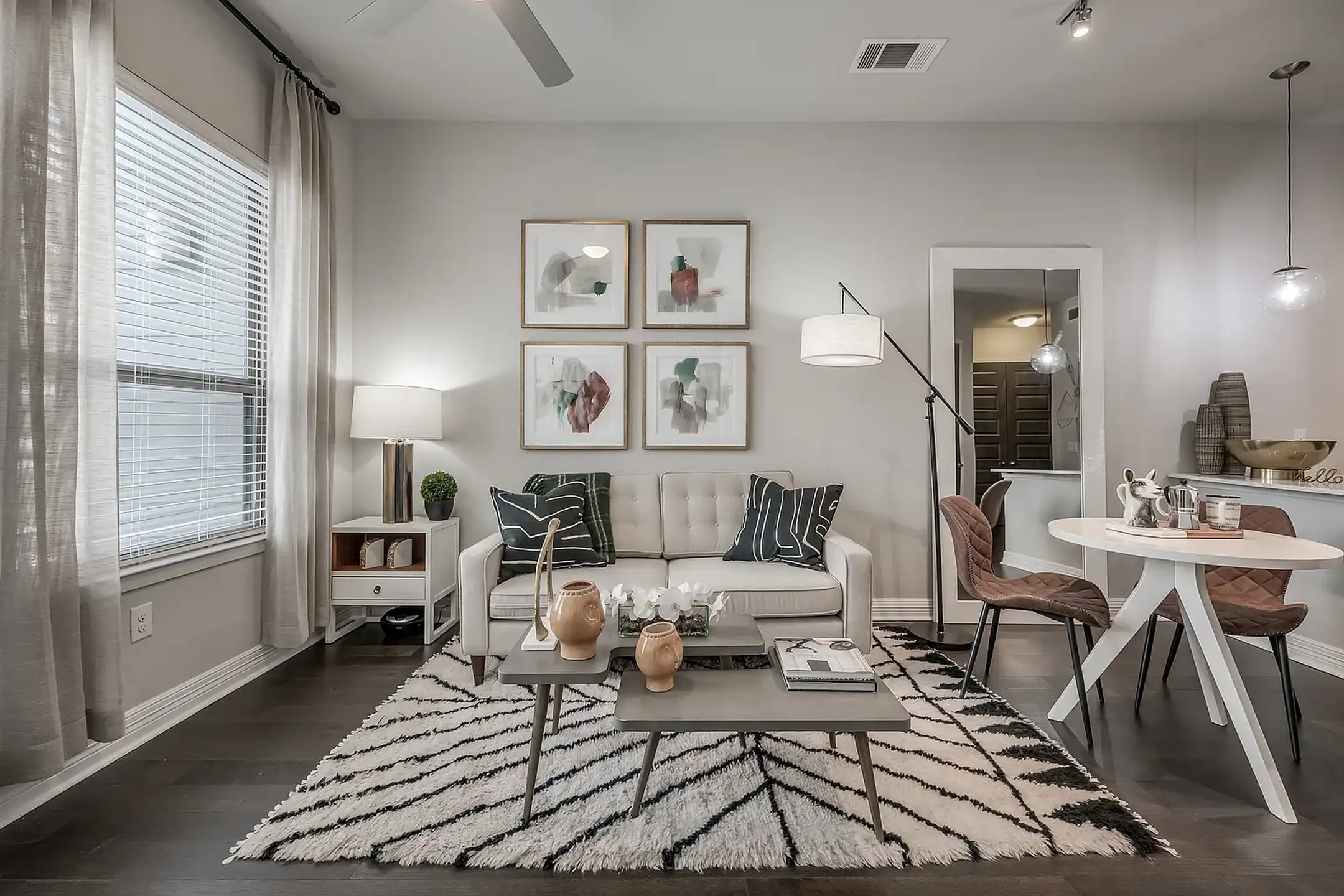 Elan Memorial Park - Houston, TX 77007 | ApartmentGuide.com