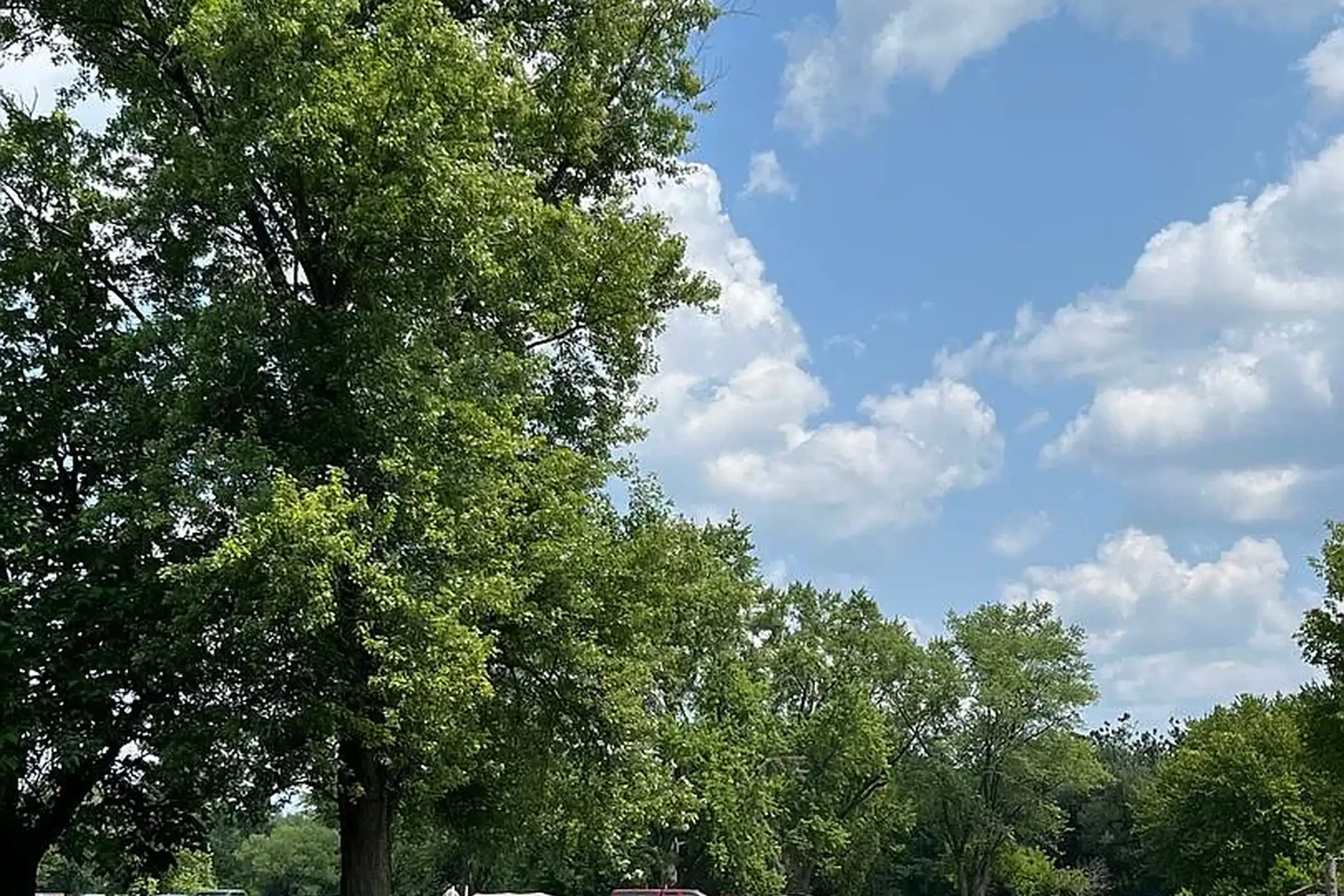 River-Sharon - Sharon, PA 16146 | ApartmentGuide.com