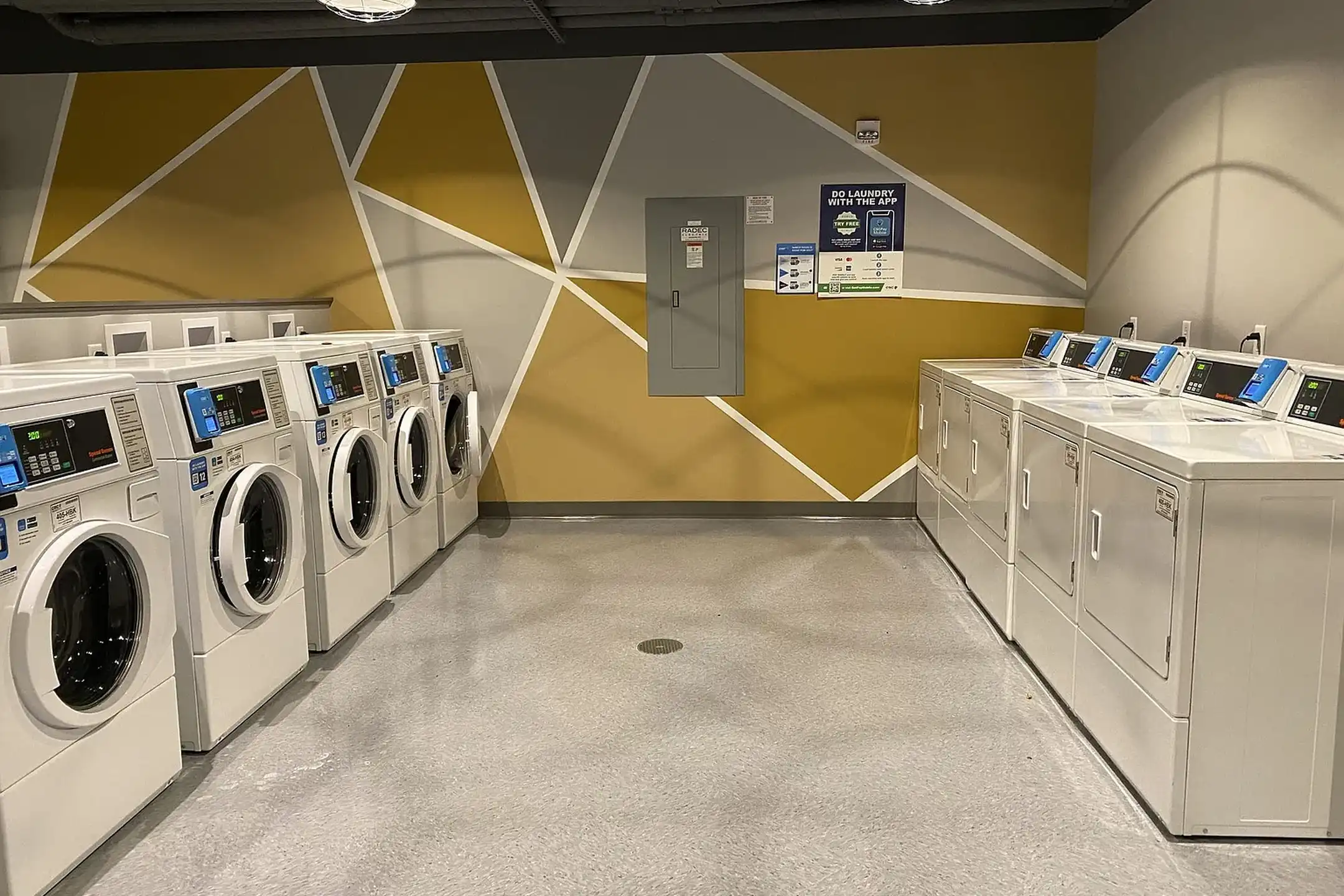 Liberty Lofts - Rochester, NY 14604 | ApartmentGuide.com